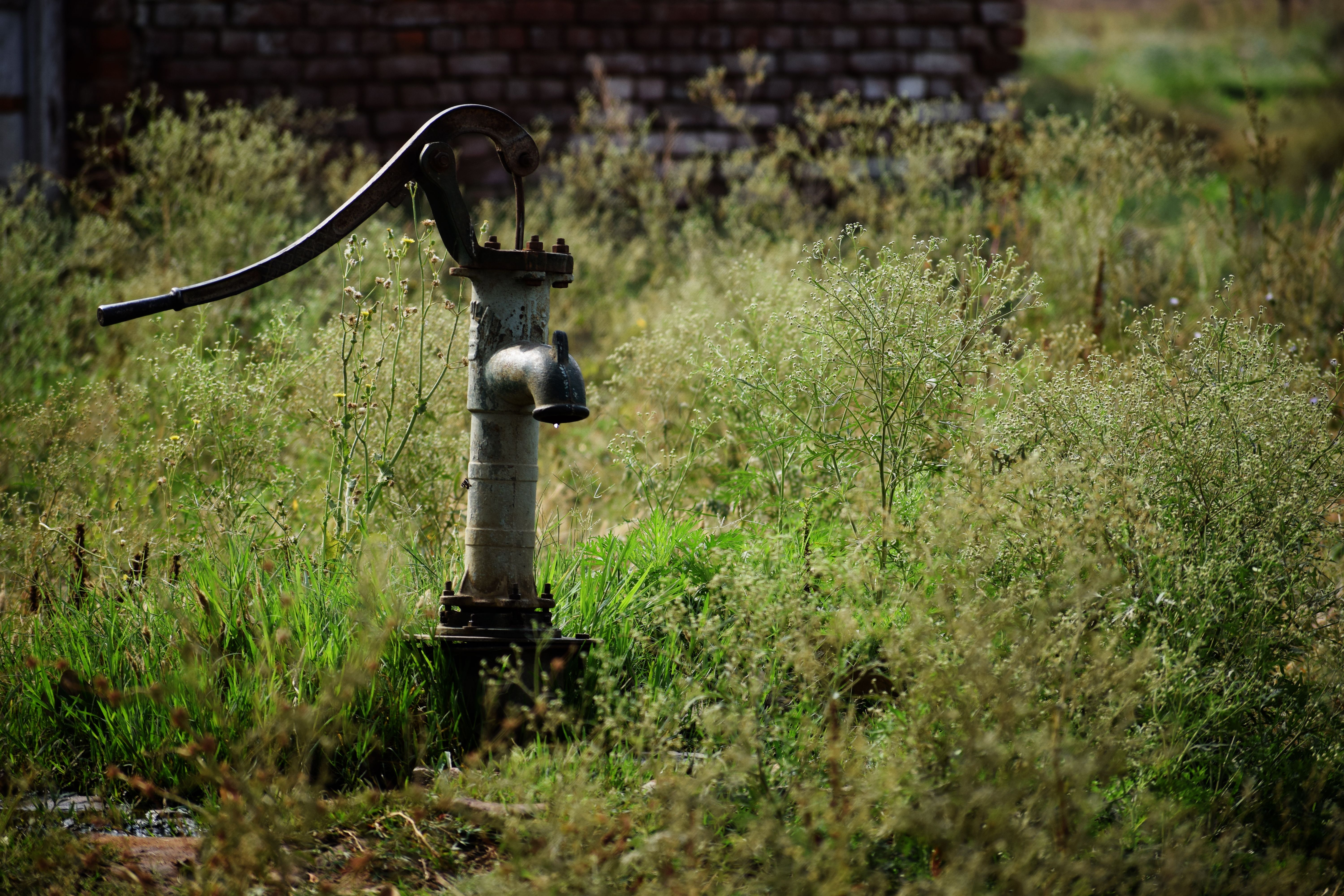 Water Pump Photos, Download The BEST Free Water Pump Stock Photos & HD ...