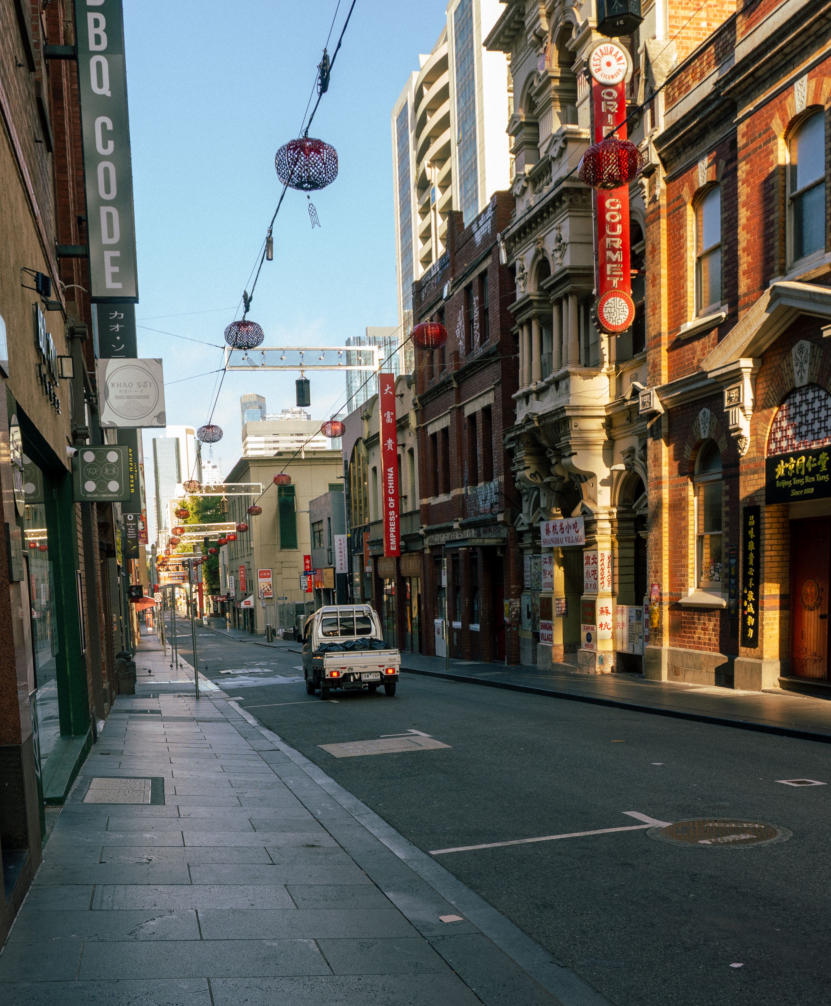 Quiet Morning in Melbourne's Chinatown Street · Free Stock Photo
