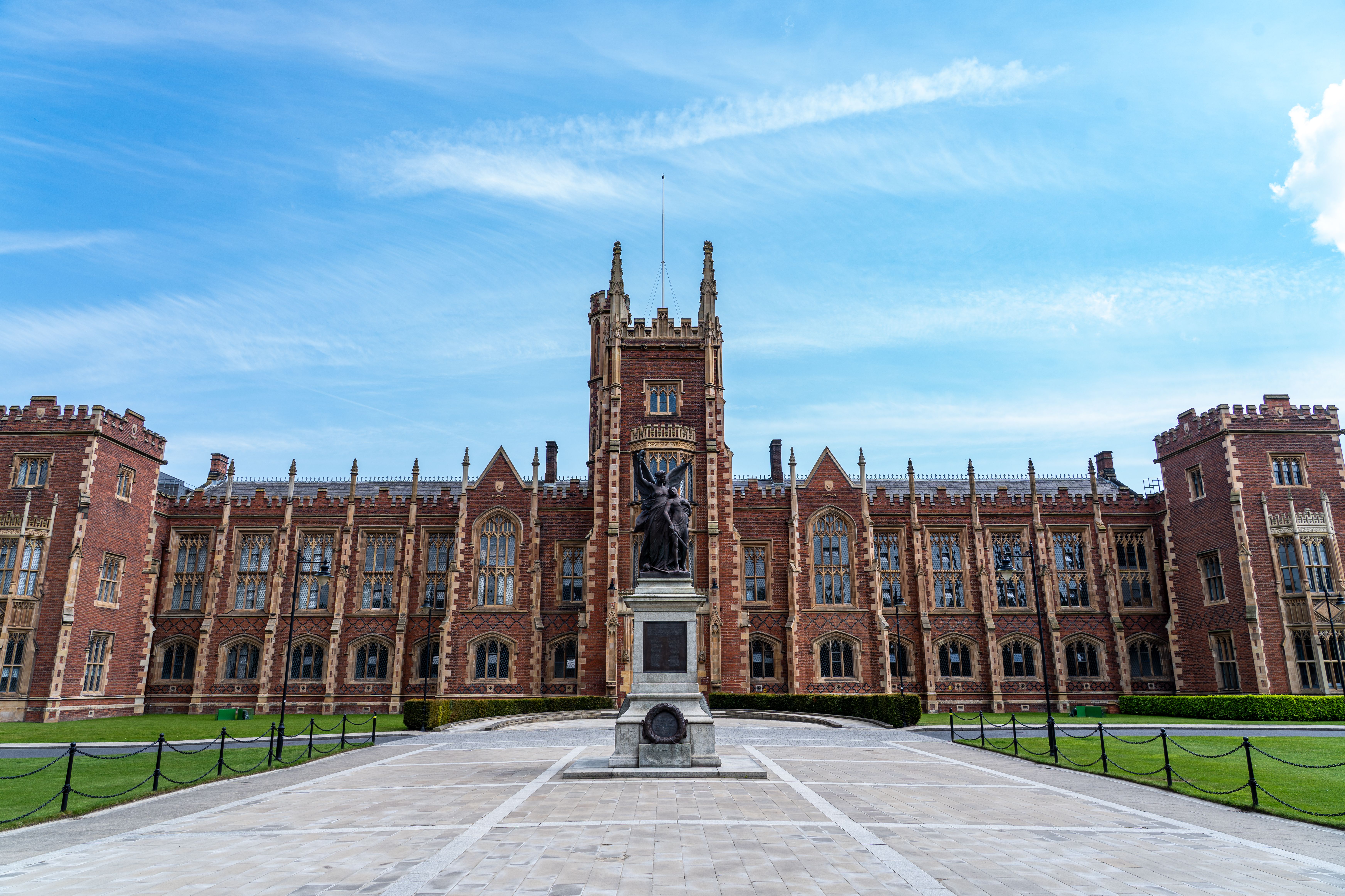 Historic University Building with Monument in Ireland · Free Stock Photo