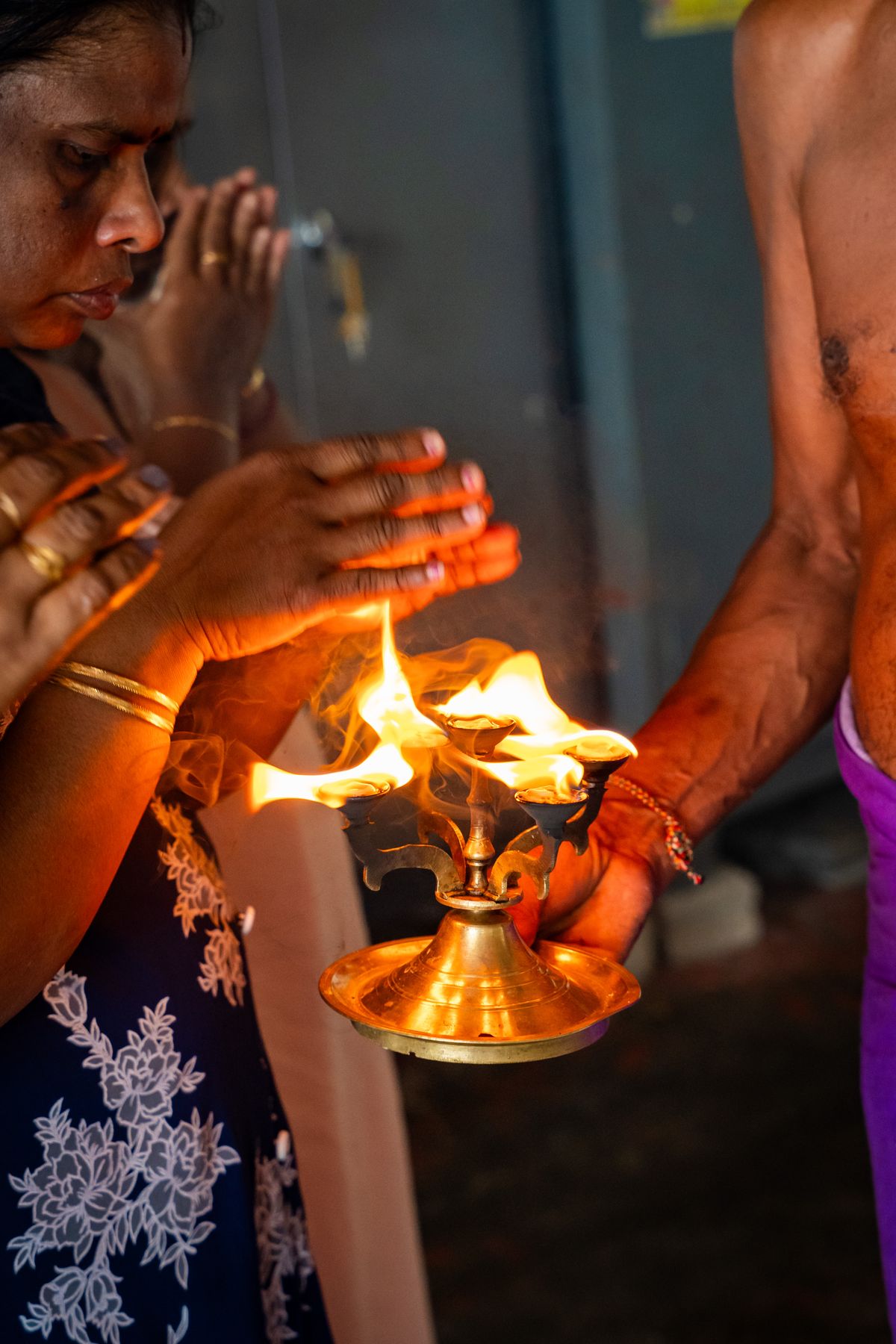 Hindu Deepam Photos, Download The BEST Free Hindu Deepam Stock Photos ...