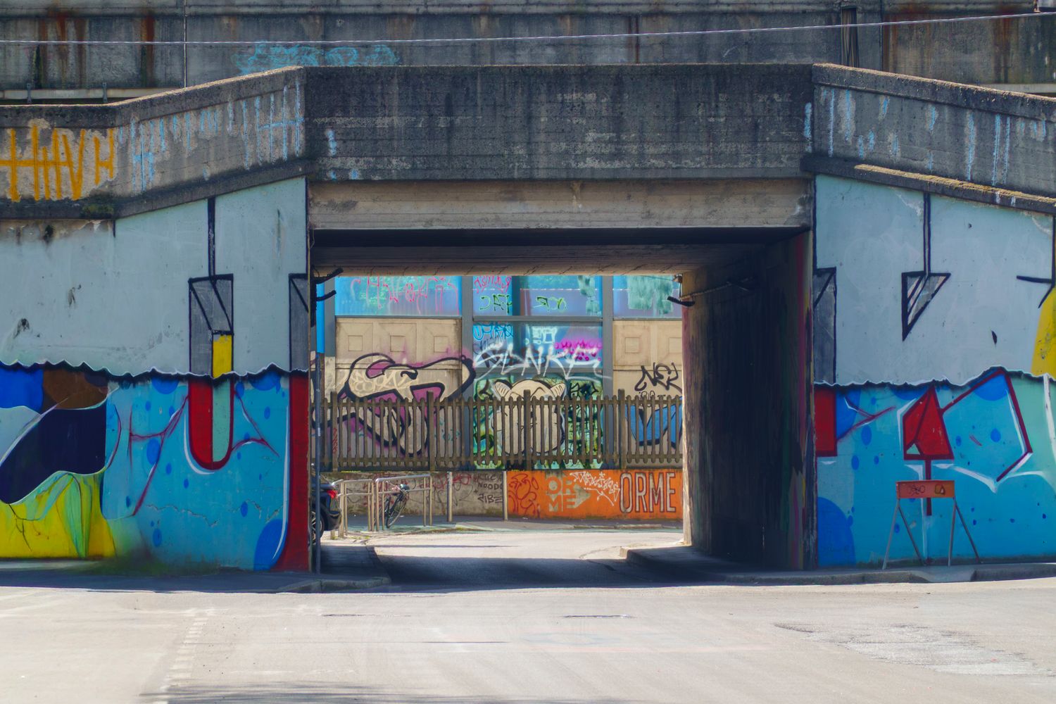 Graffiti Photos, Download The BEST Free Graffiti Stock Photos & HD Images