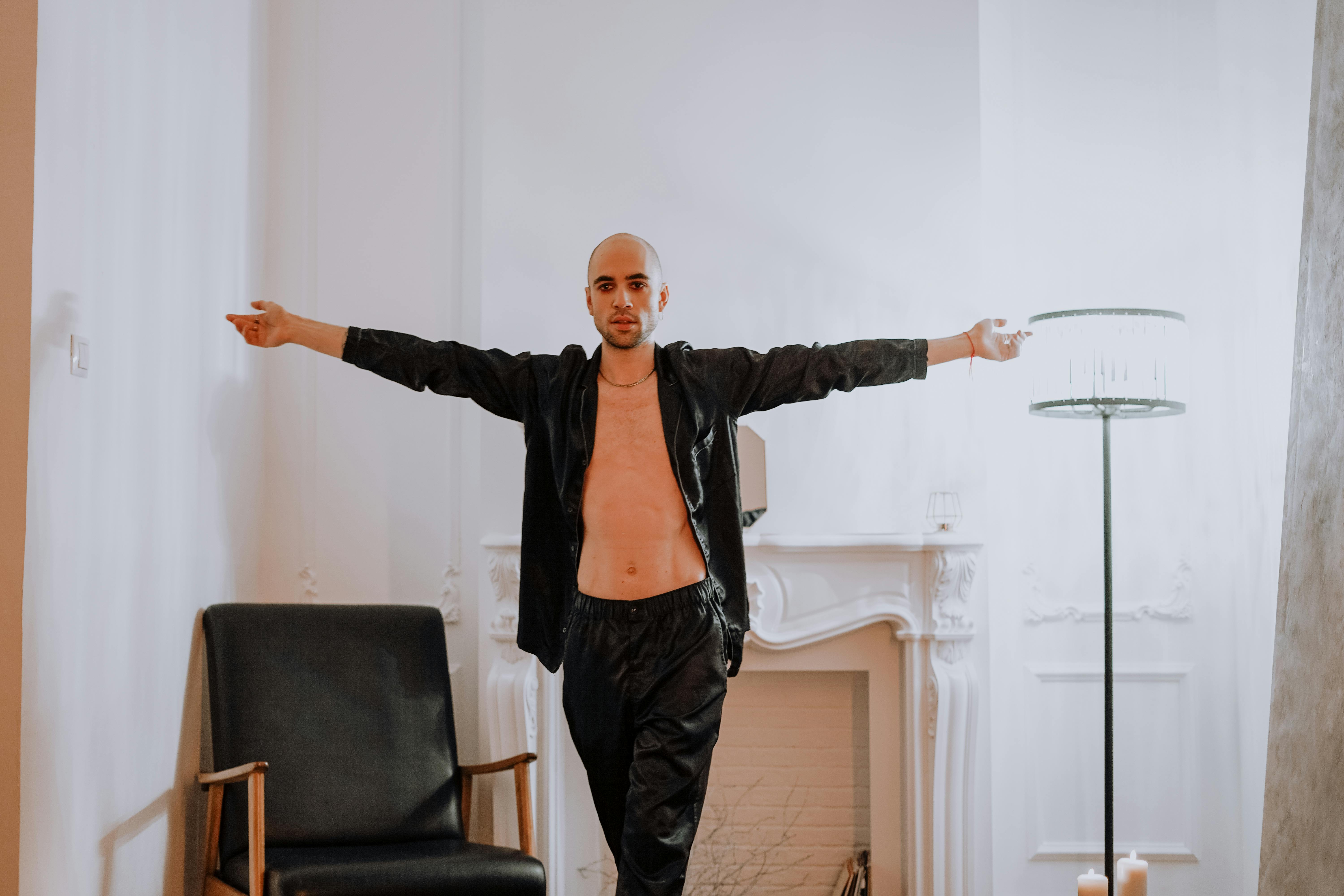 Bald Dancing Photos, Download The BEST Free Bald Dancing Stock Photos ...