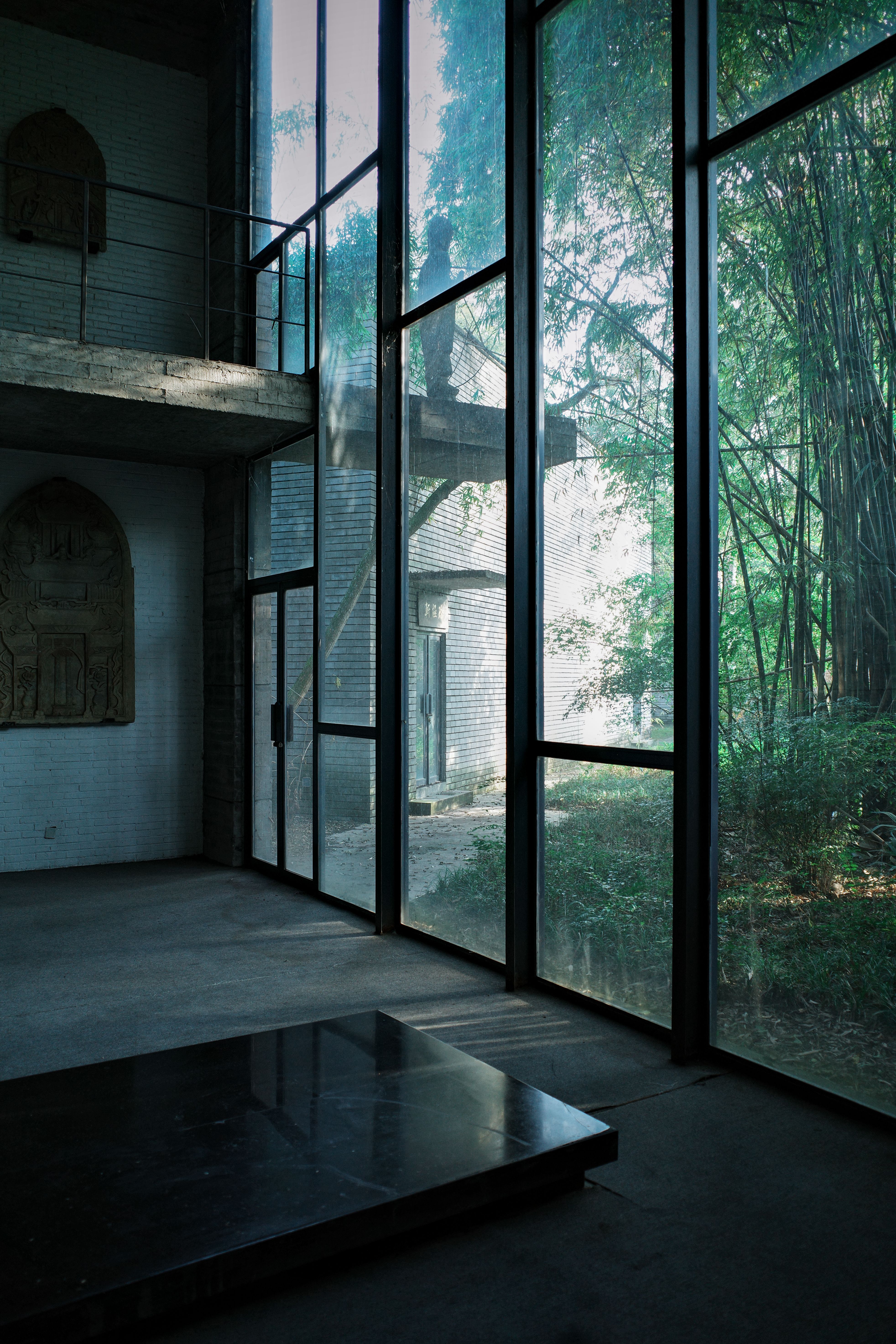 Modern Indoor Architecture with Floor-to-Ceiling Windows · Free Stock Photo