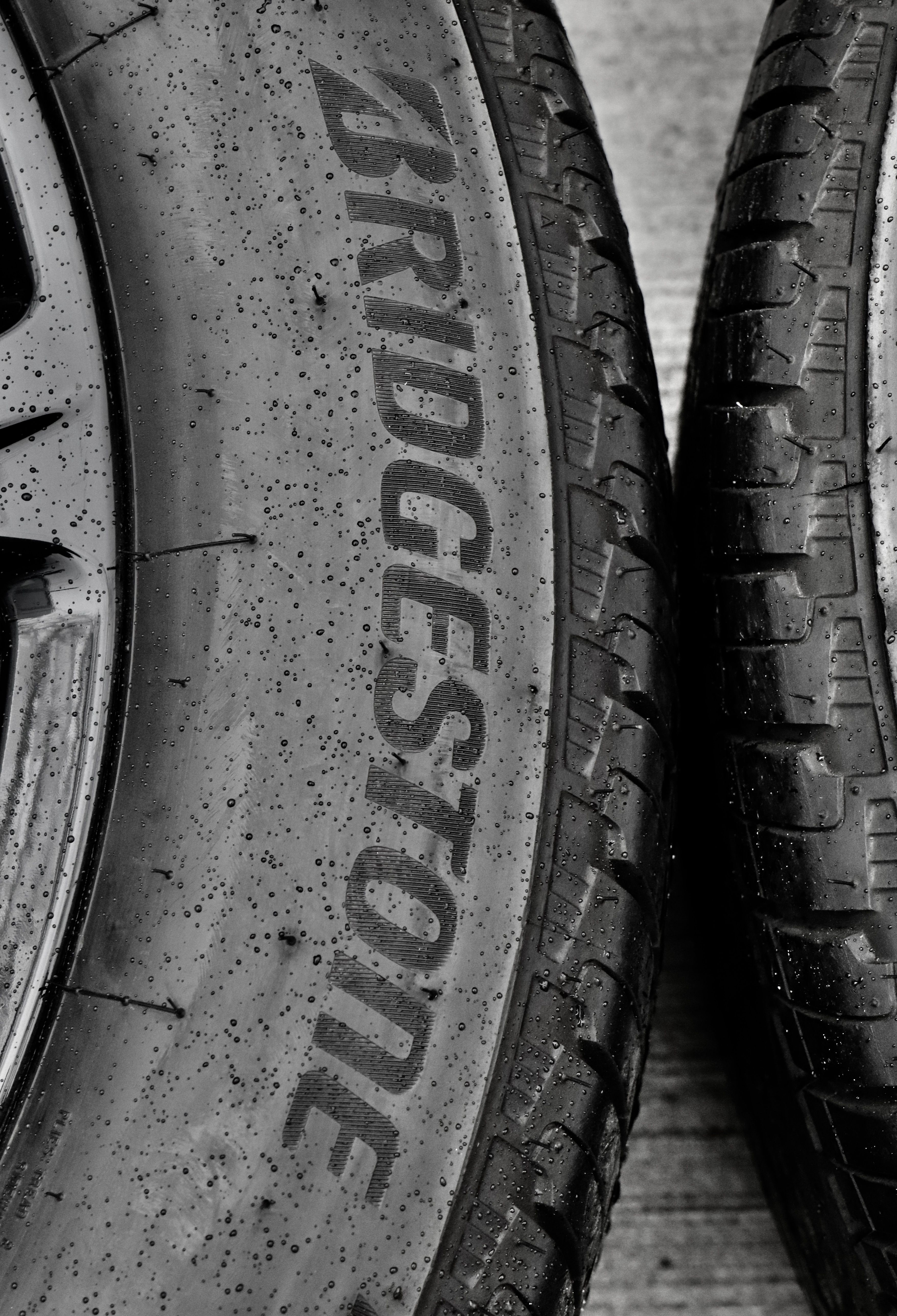 Tire Texture Photos, Download The BEST Free Tire Texture Stock Photos ...