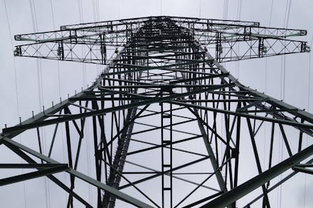 Who owns rivian automotive and its major investors?