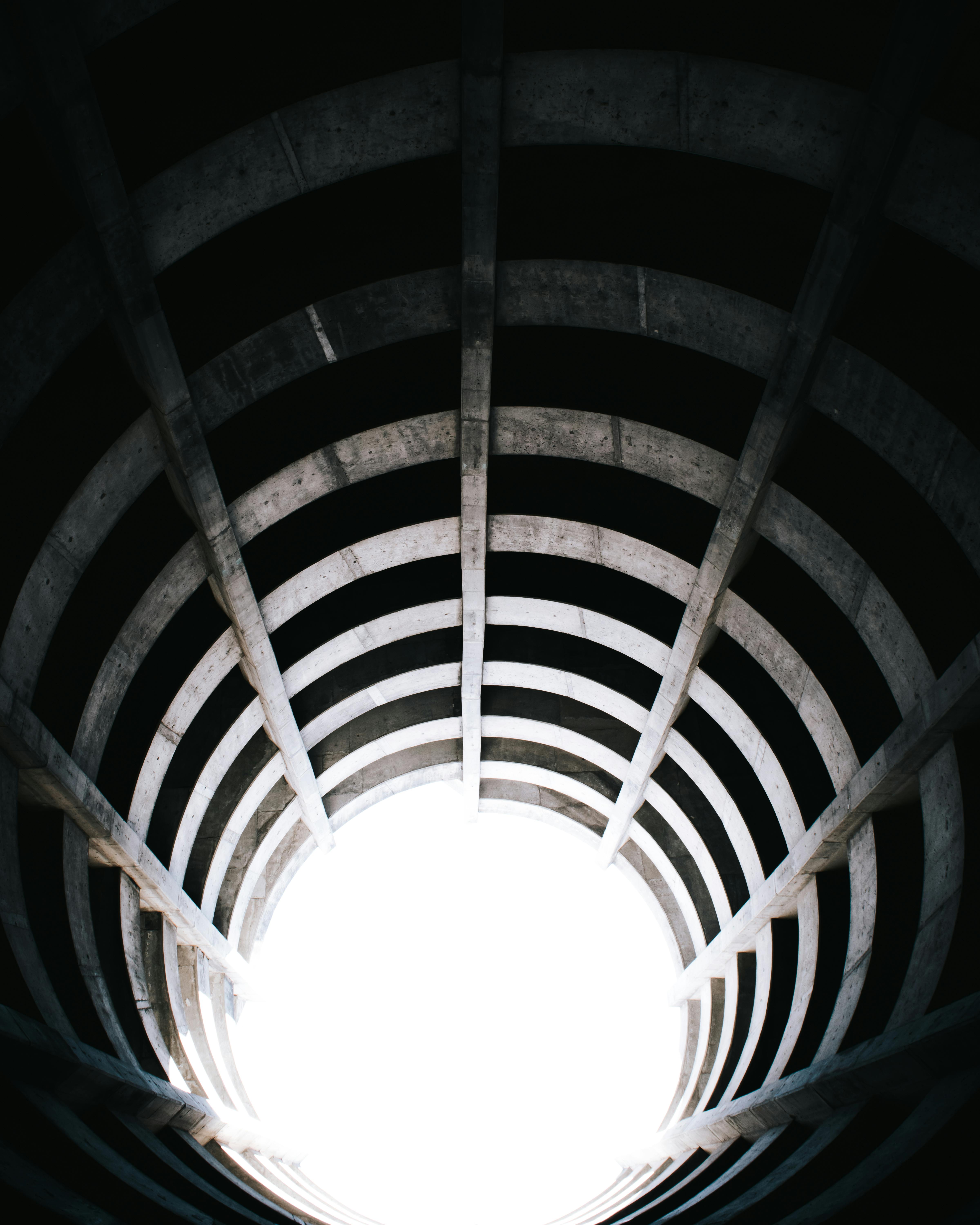 Spiral Building · Free Stock Photo