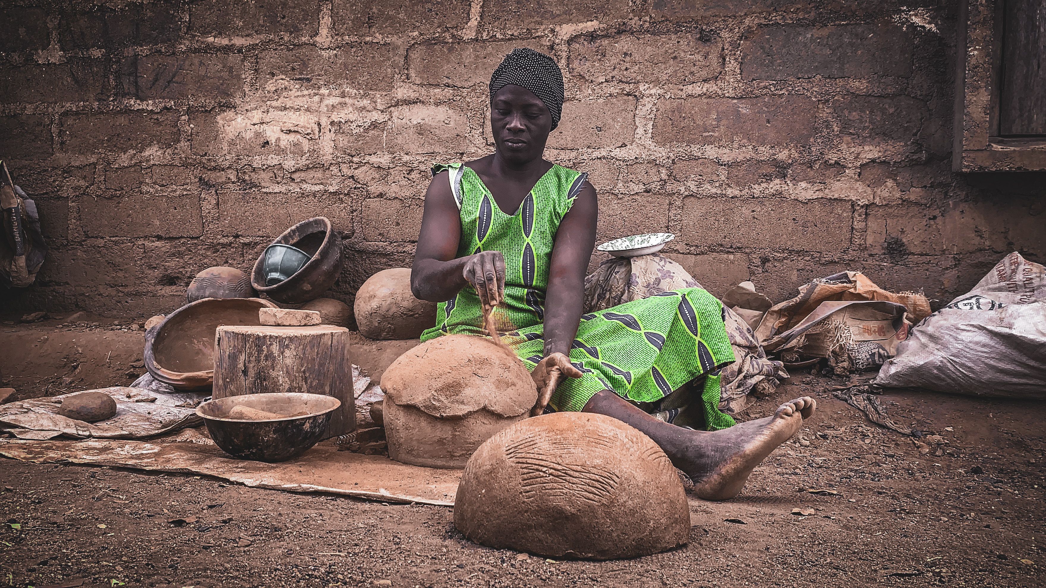 Yoruba Pottery 22 Photos & Videos Collected by Tope A. Asokere