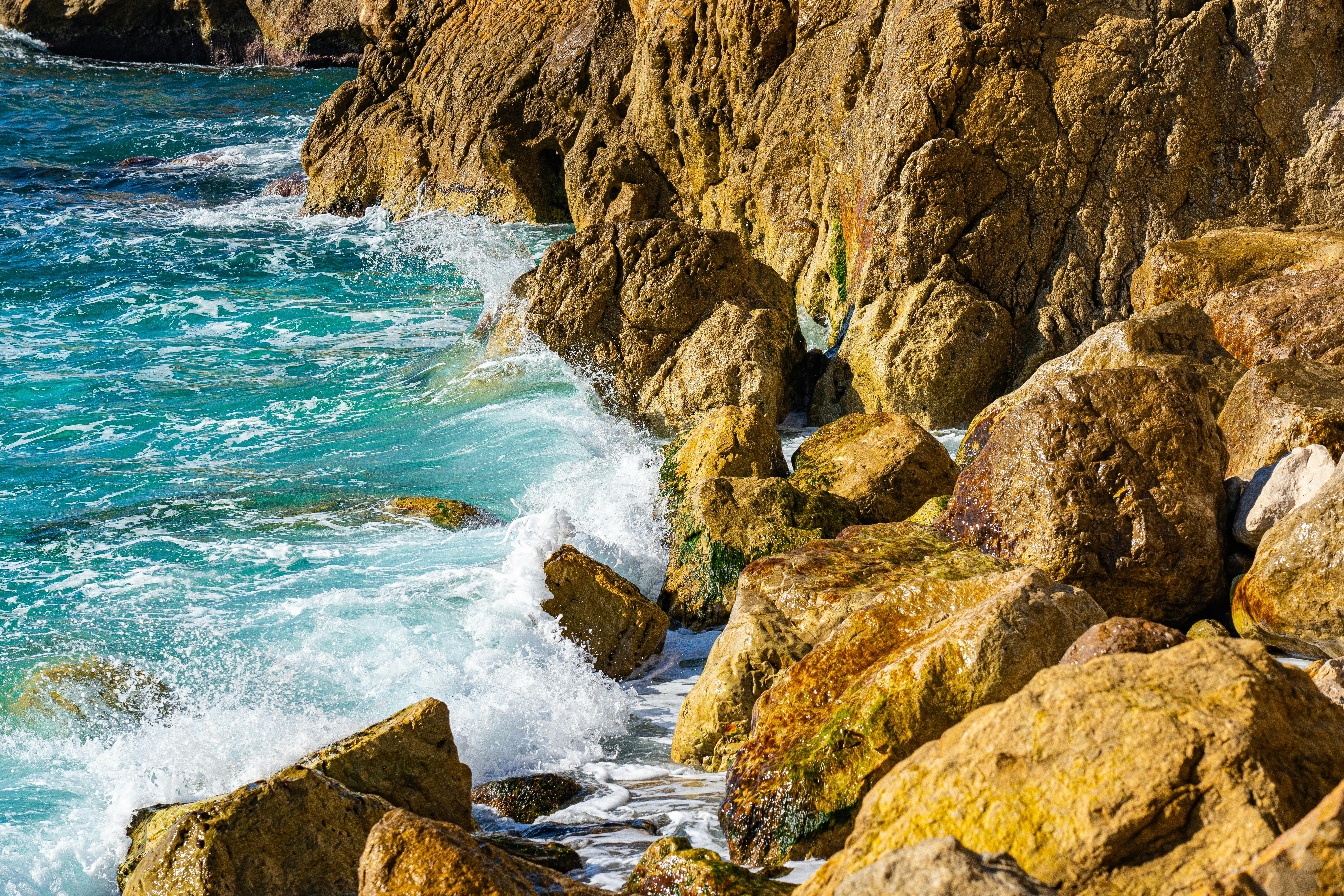 1000+ Engaging Big Rocks Photos Pexels · Free Stock Photos