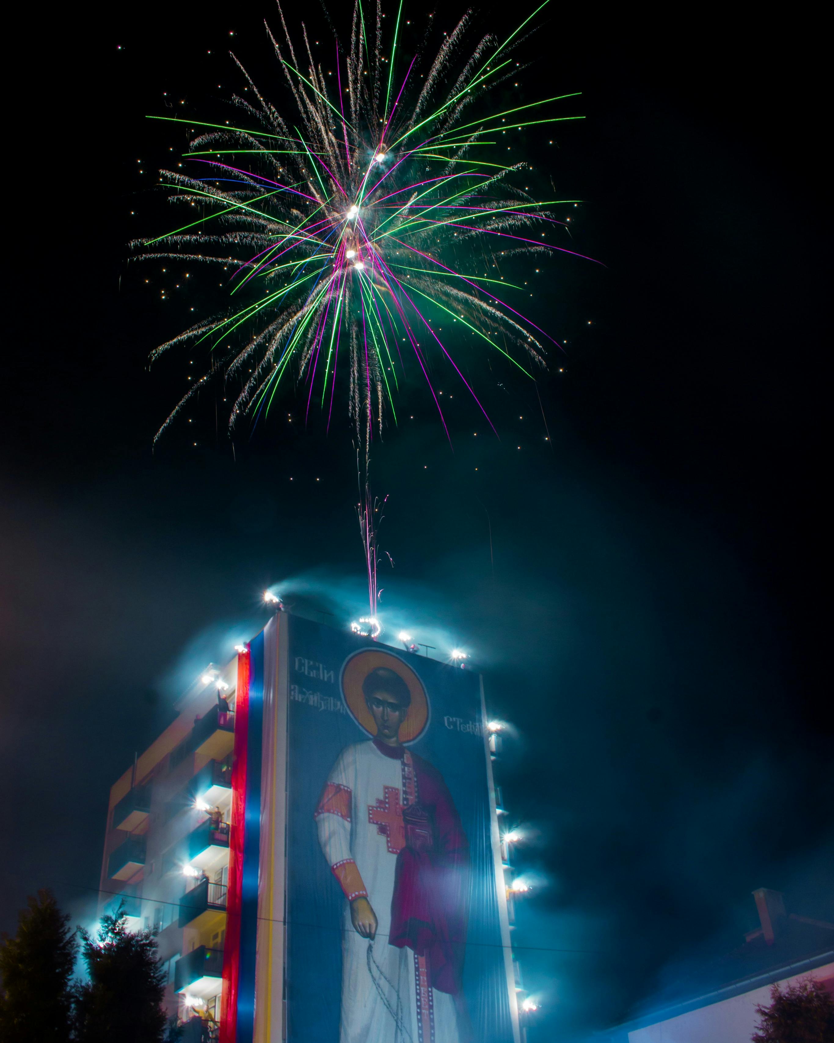 Building Exploding Photos, Download The BEST Free Building Exploding ...