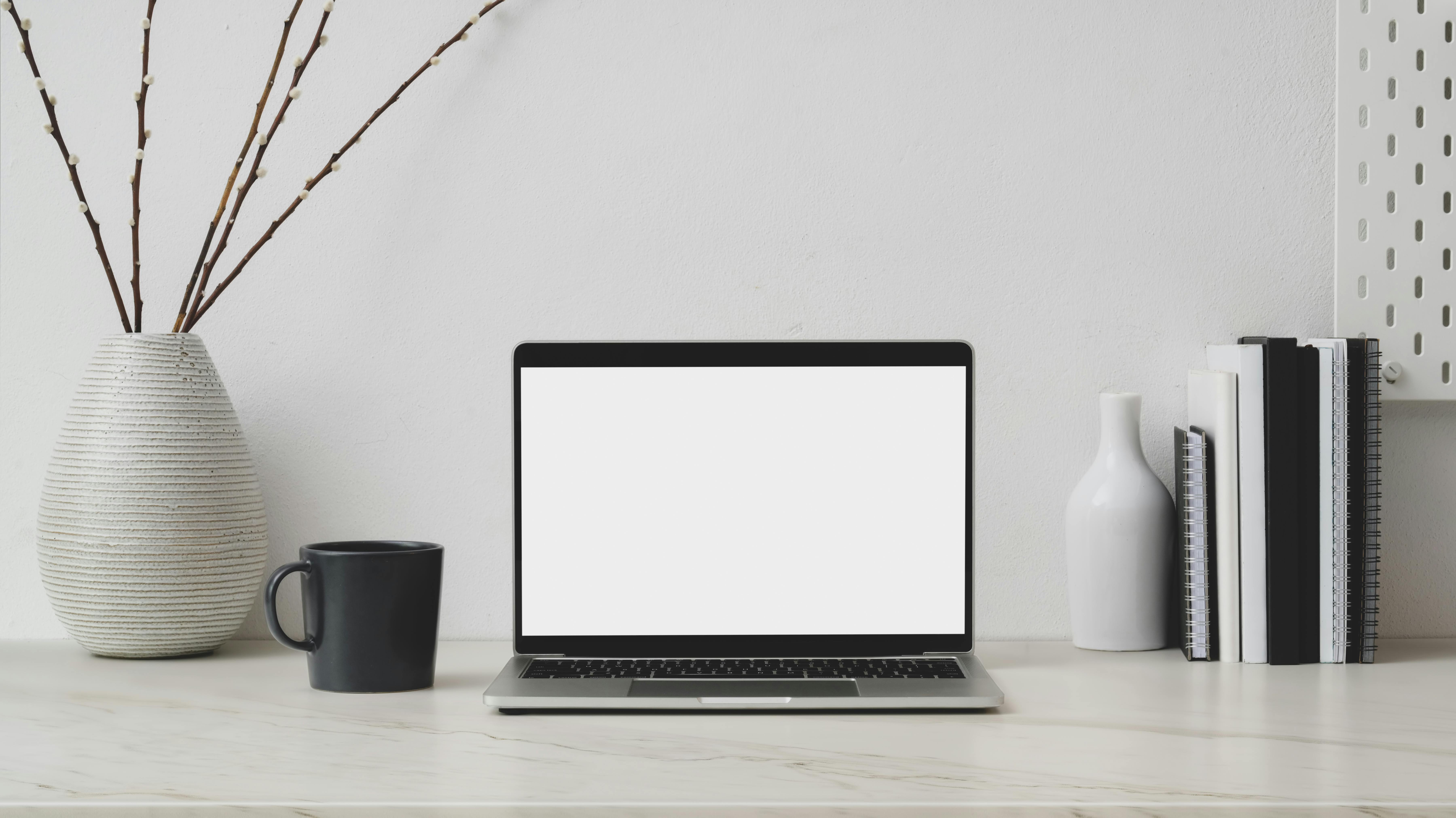 1000+ Engaging Desktop Backgrounds Minimal Photos · Pexels · Free Stock ...