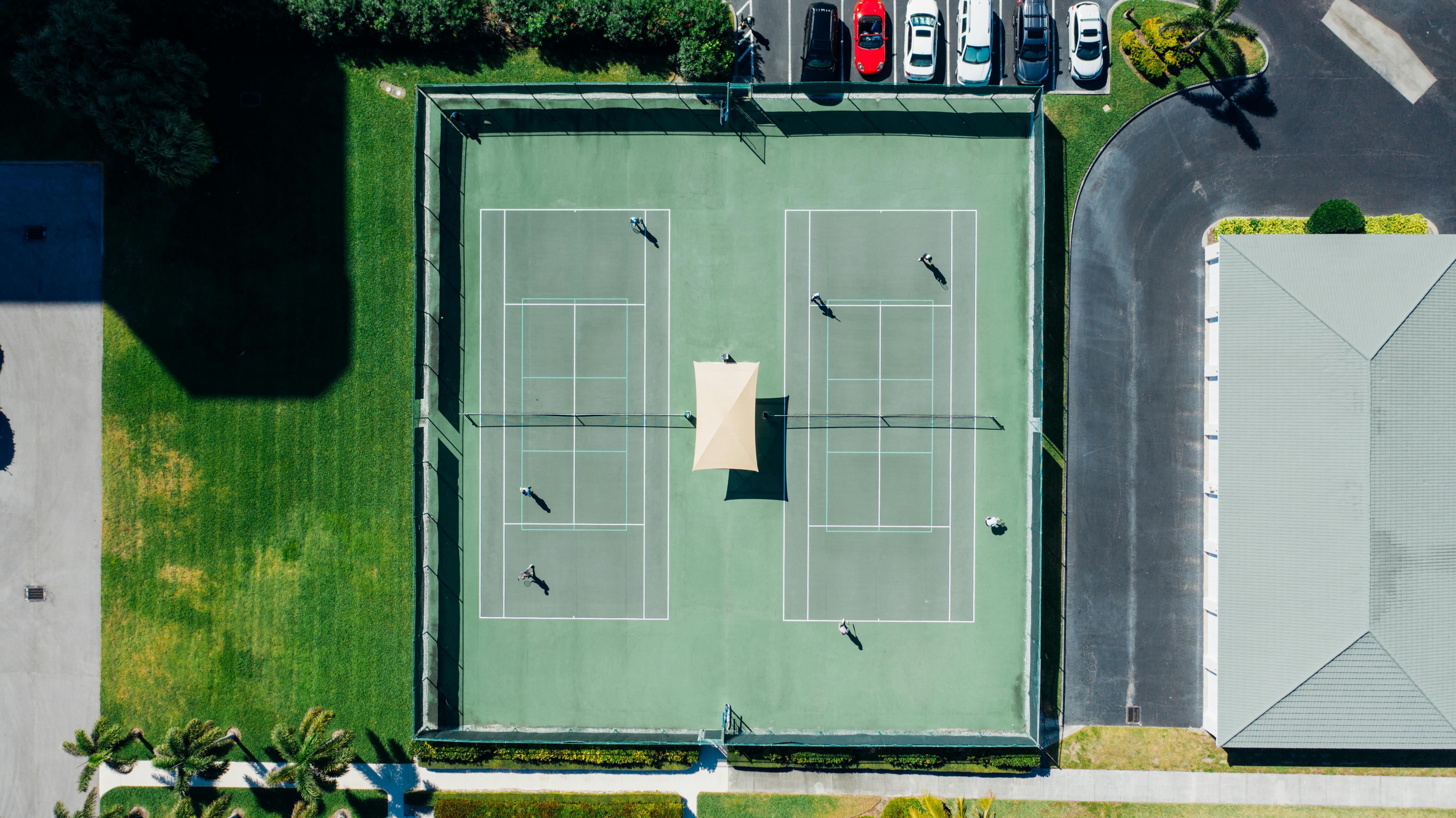 Green and White Tennis Court · Free Stock Photo