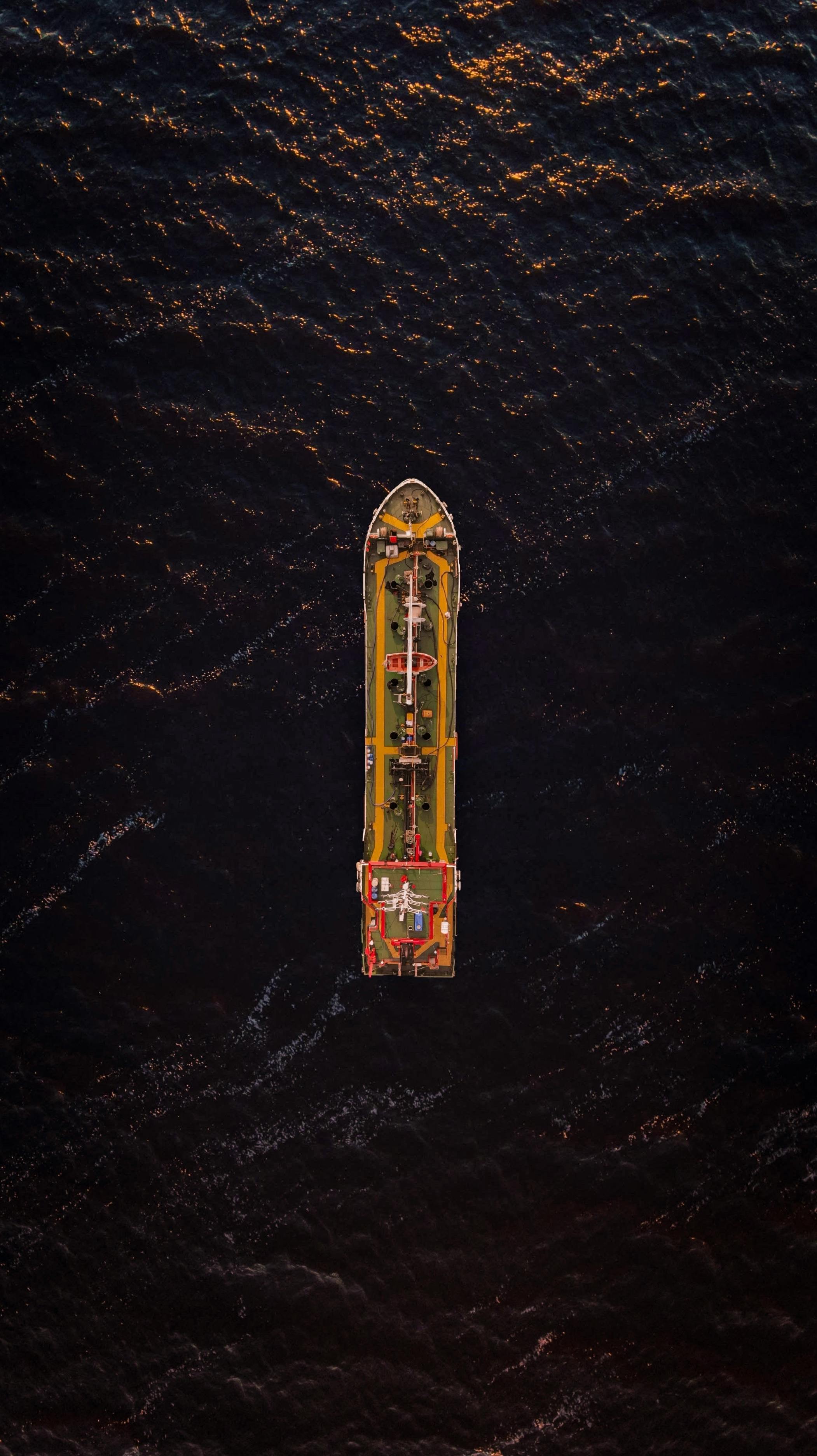 Scenery view of ship sailing in ocean · Free Stock Photo