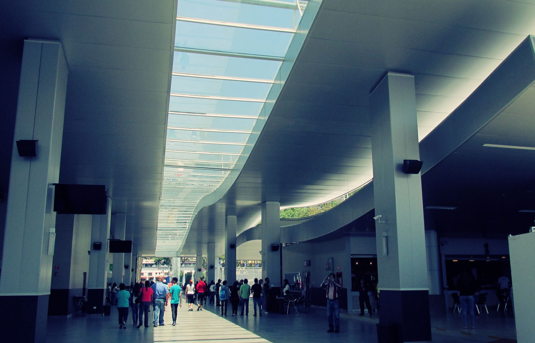 free-stock-photo-of-architectural-architectural-design-modern-building