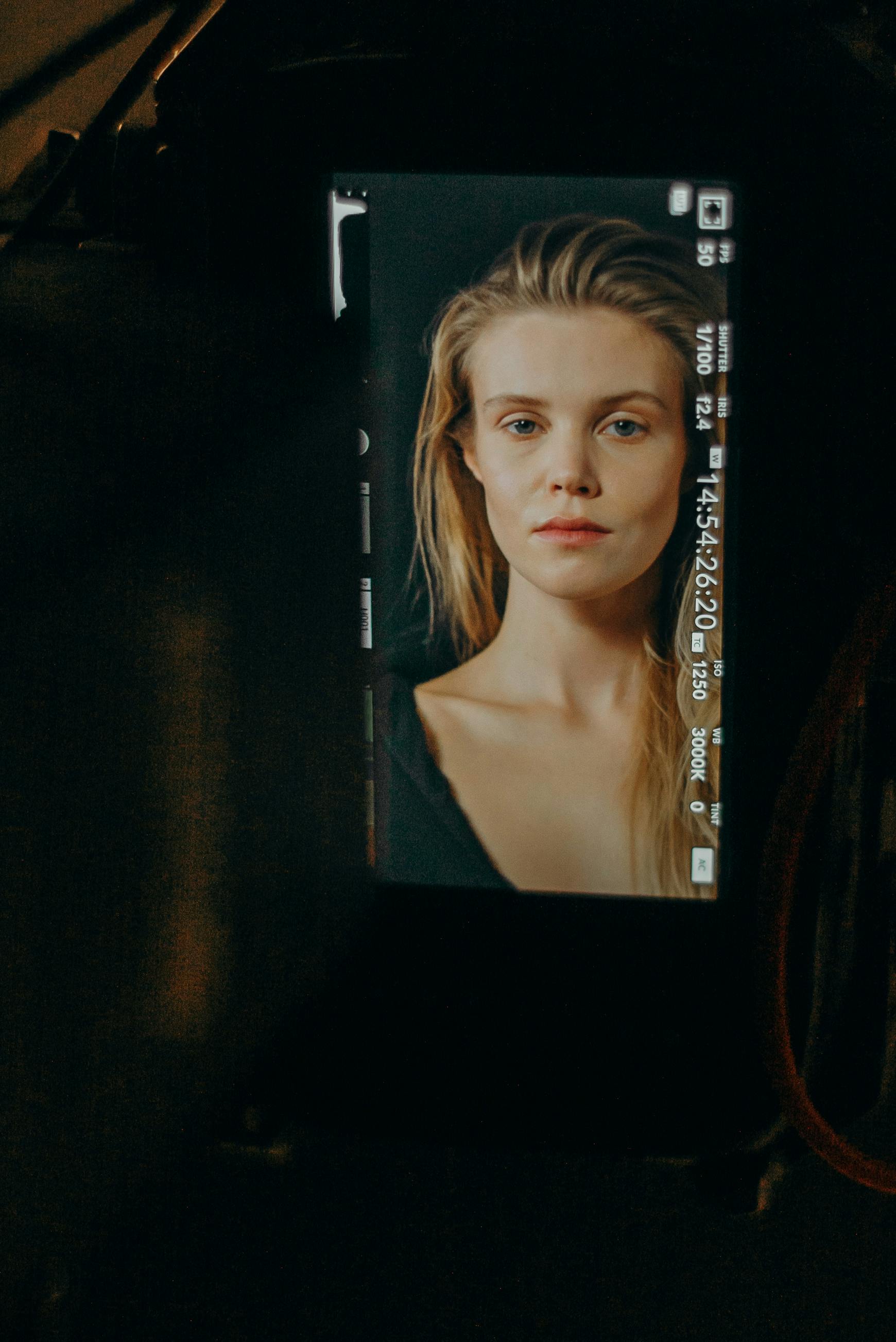 Woman's Face On Camera's Screen · Free Stock Photo