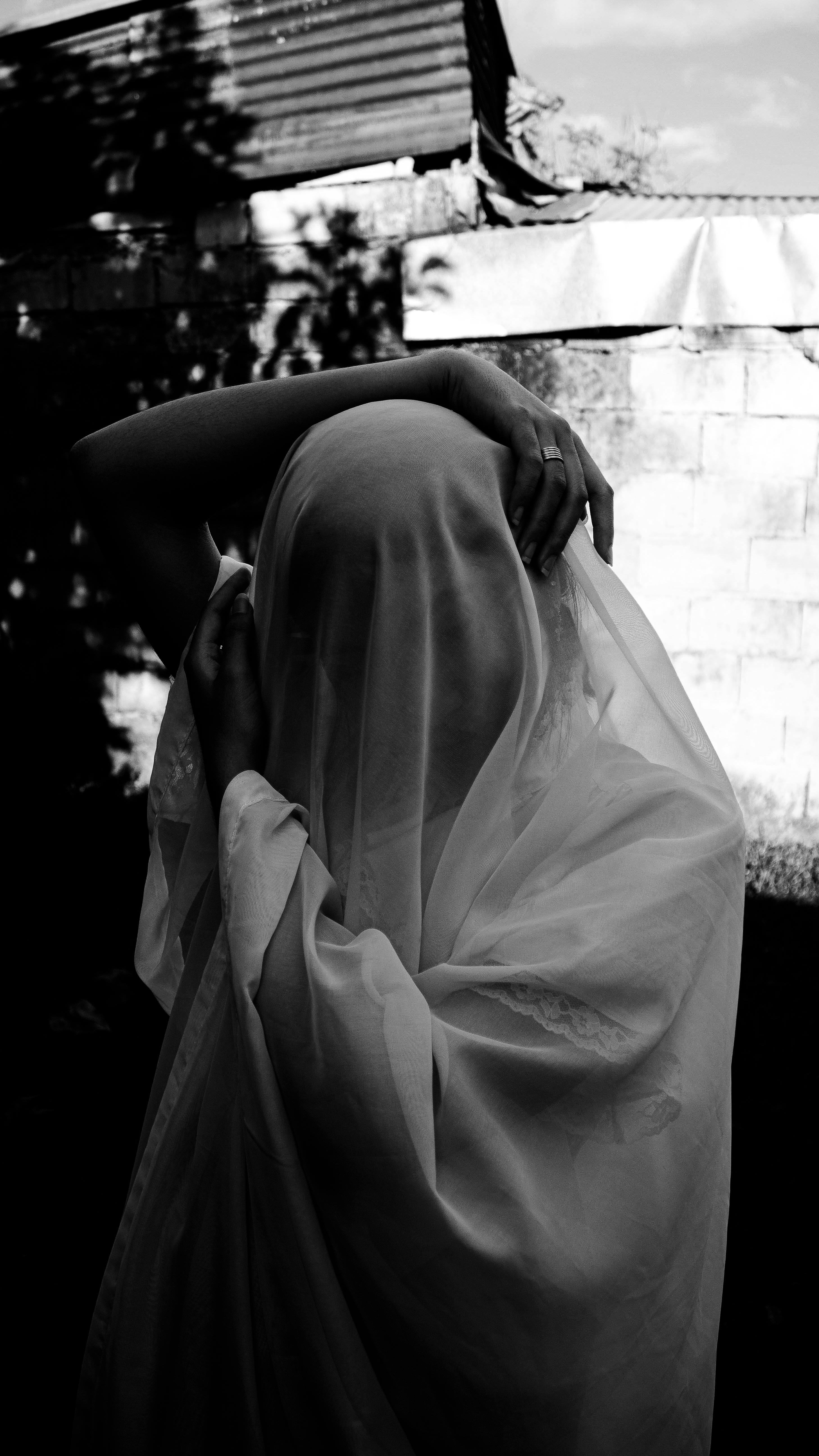 1000+ Amazing Cloth Photos Pexels · Free Stock Photos