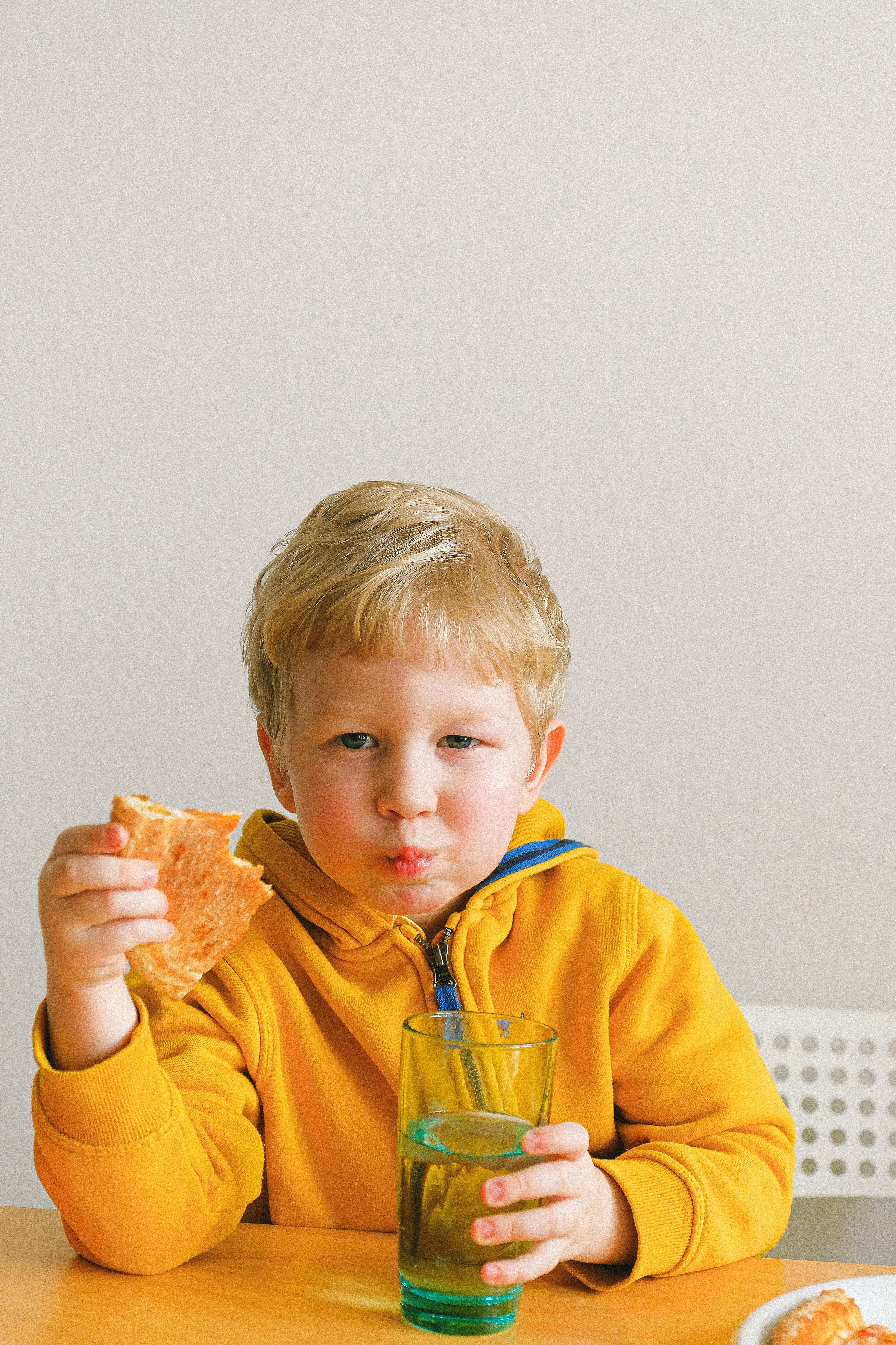Hungry Kid Photos, Download The BEST Free Hungry Kid Stock Photos & HD ...