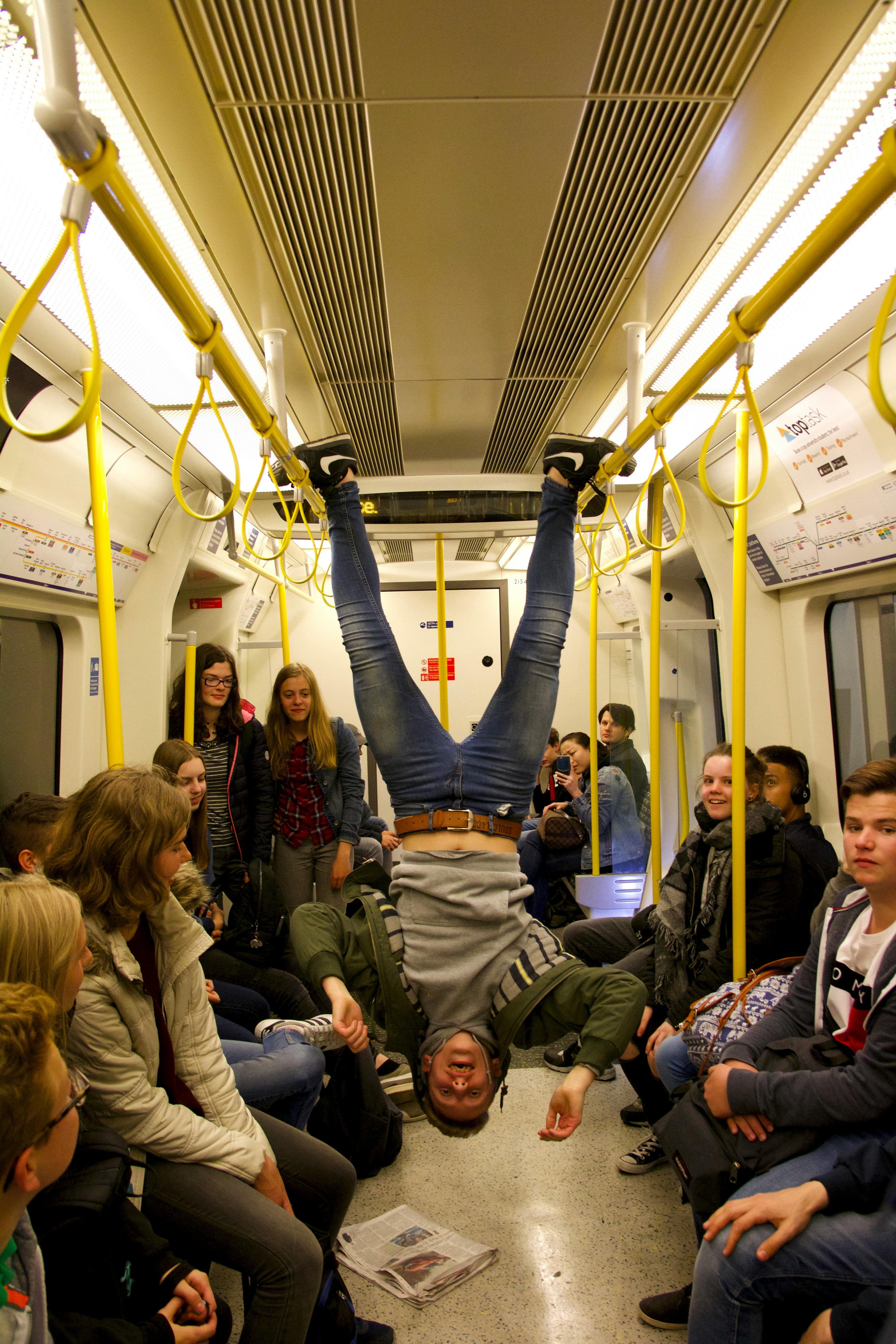 Kostenloses Foto zum Thema: junge leute, komisch, lustig