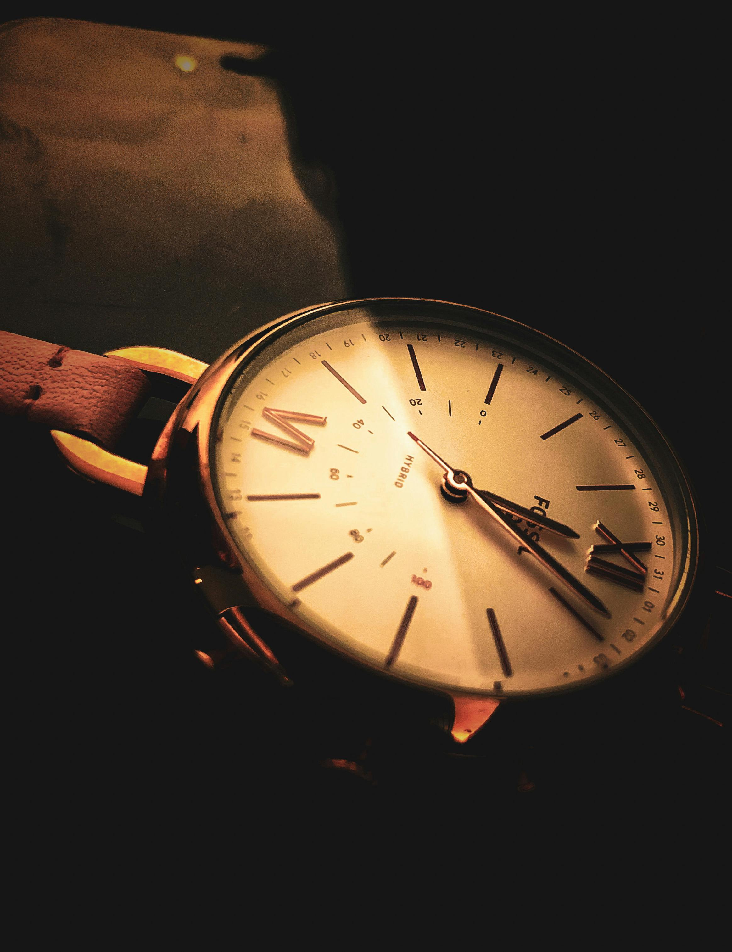 Close-up Shot Of Wristwatch · Free Stock Photo