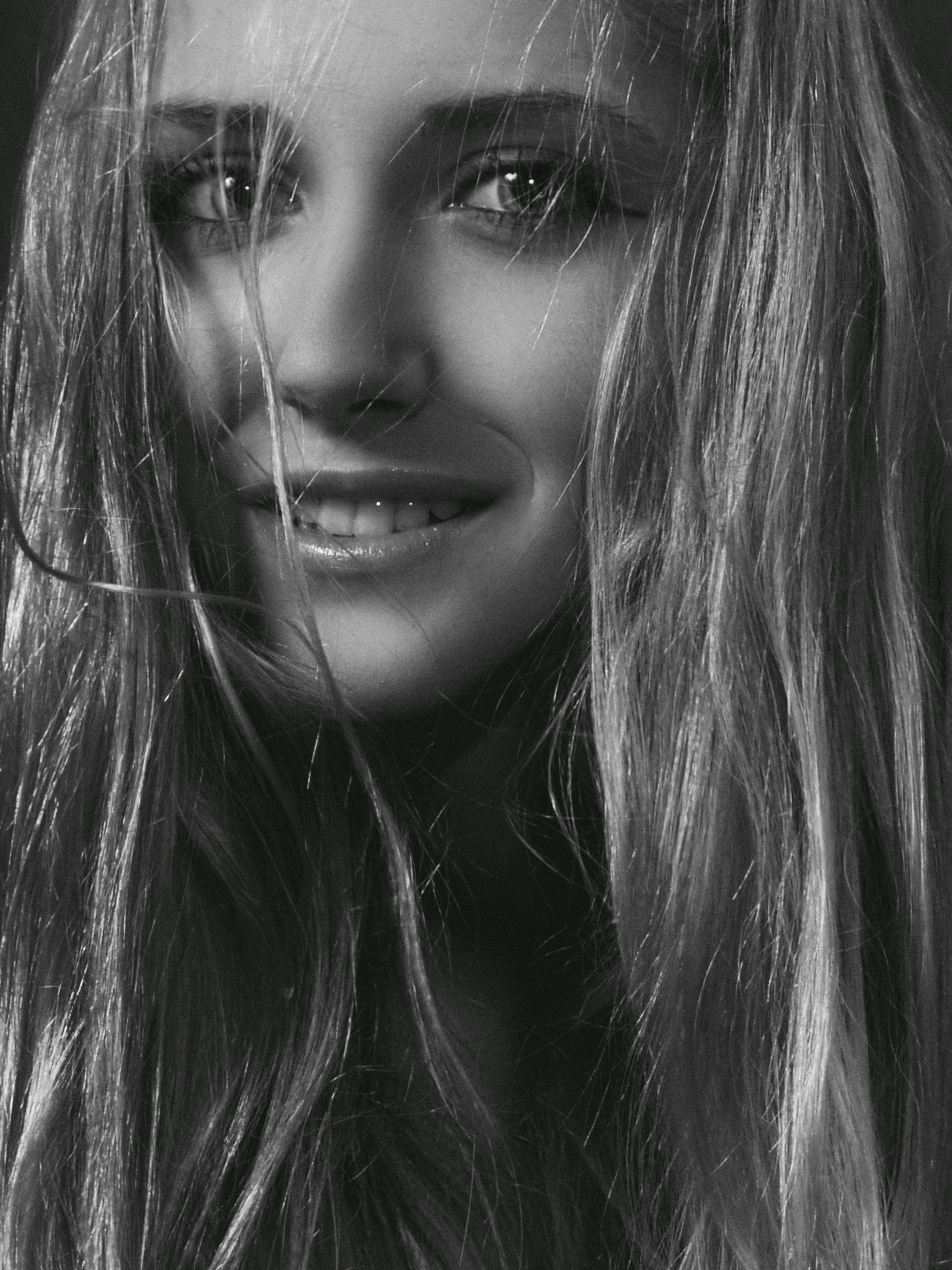 Grayscale Photo of a Woman · Free Stock Photo