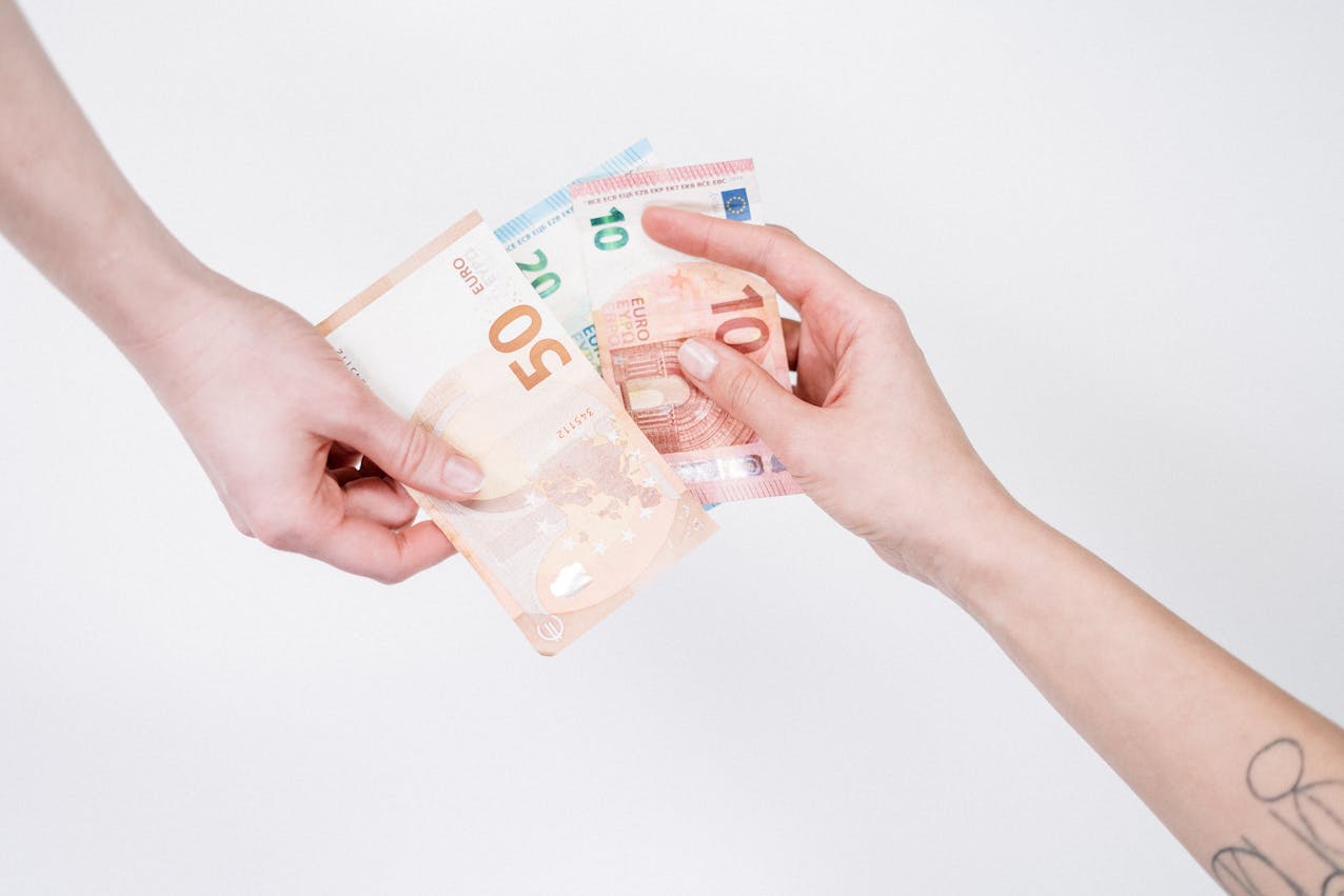 Understanding the 20 Euro Bill: Currency Details and Uses