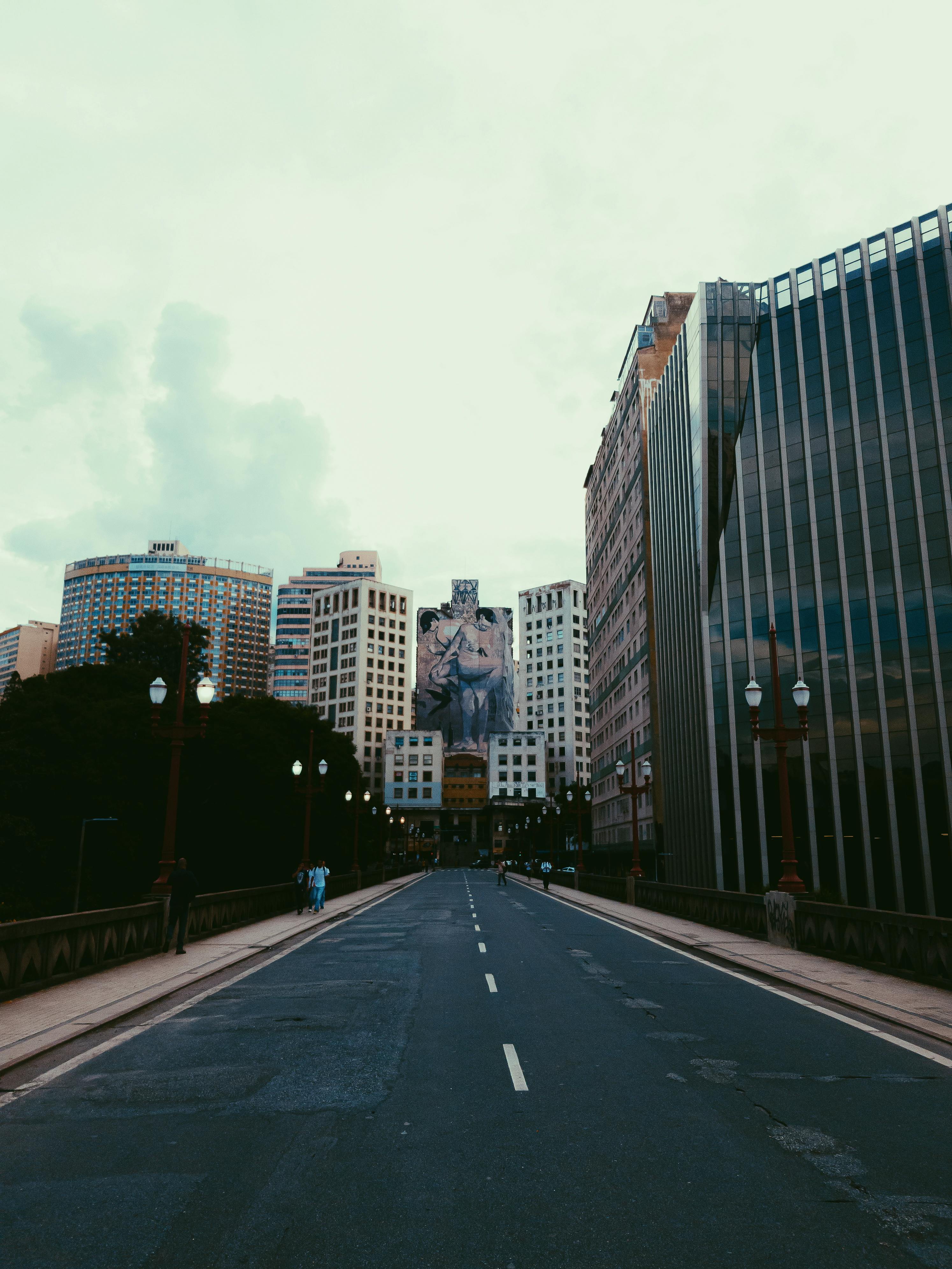 Road In Between Buildings · Free Stock Photo