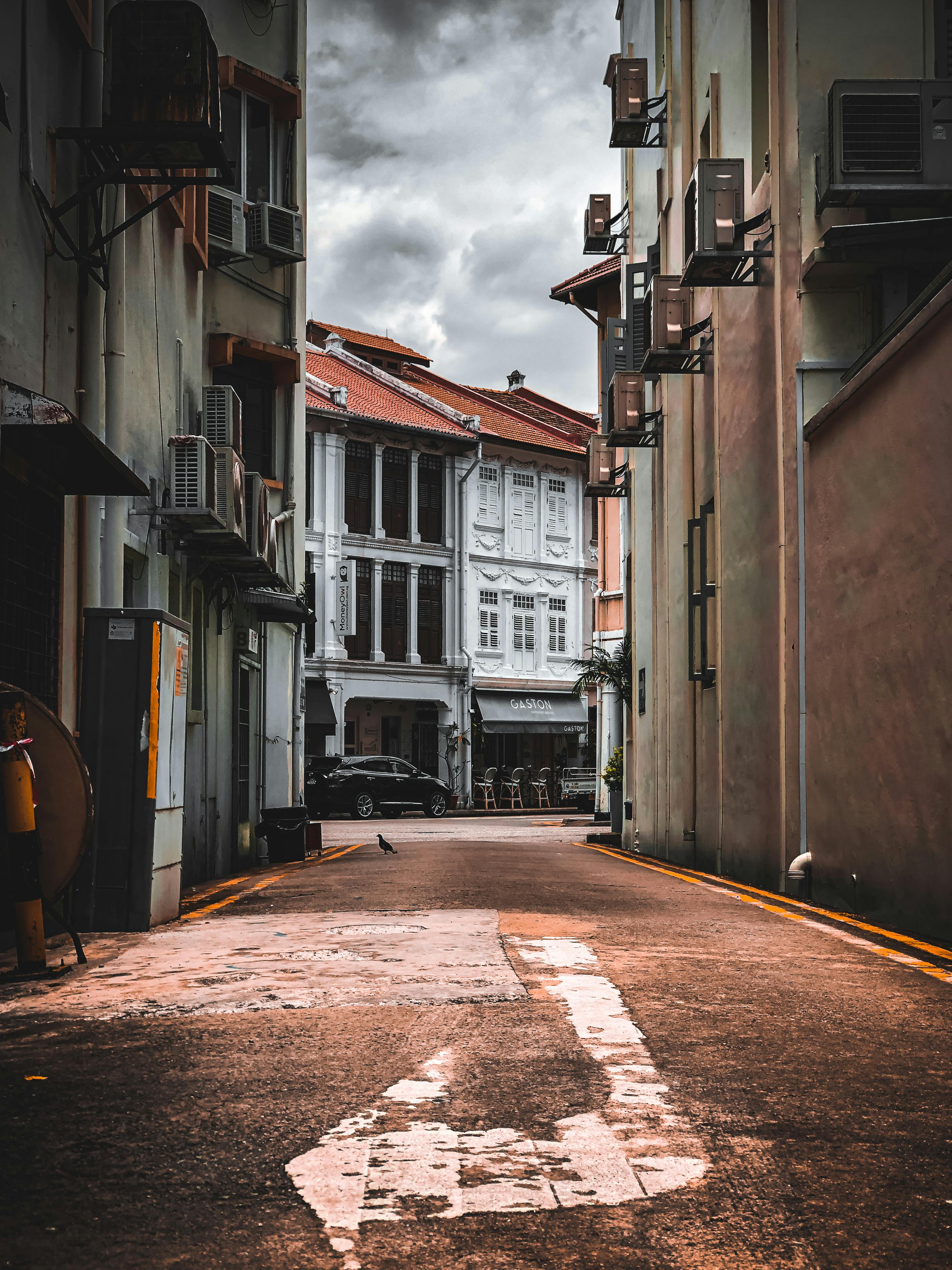 Road In Between Buildings · Free Stock Photo