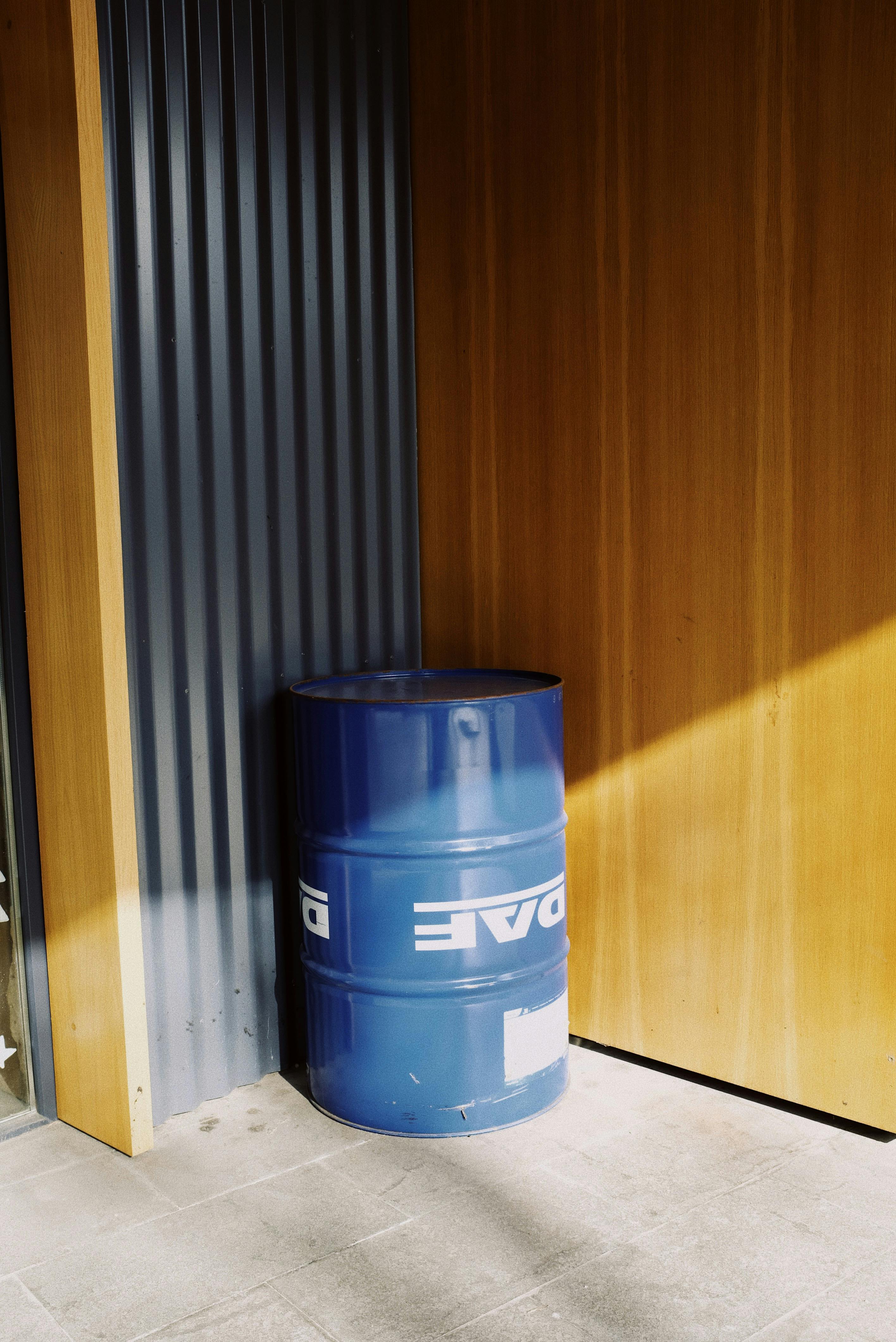 Wooden Barrel And Ropes · Free Stock Photo