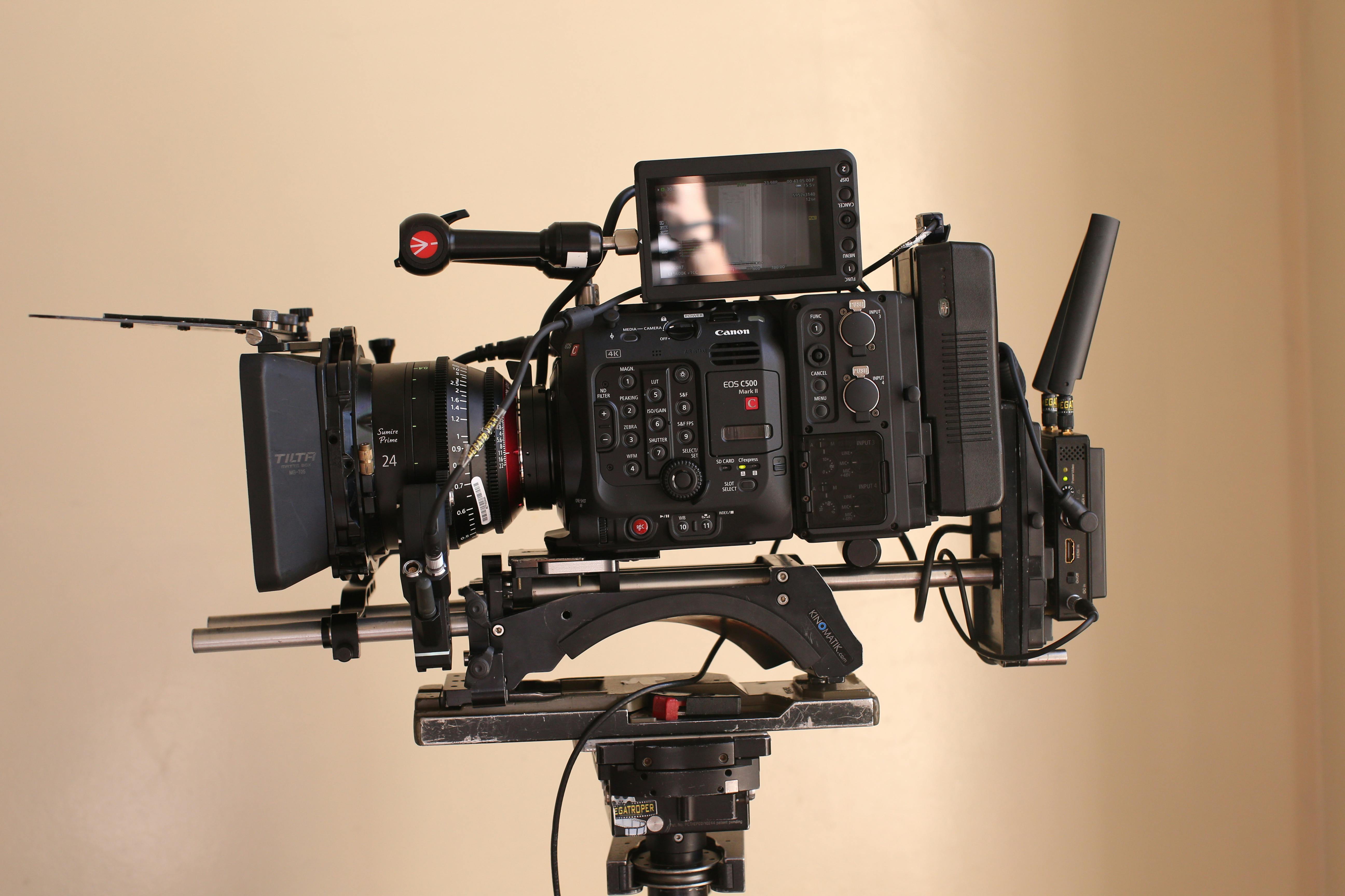 Black Professional Camera · Free Stock Photo