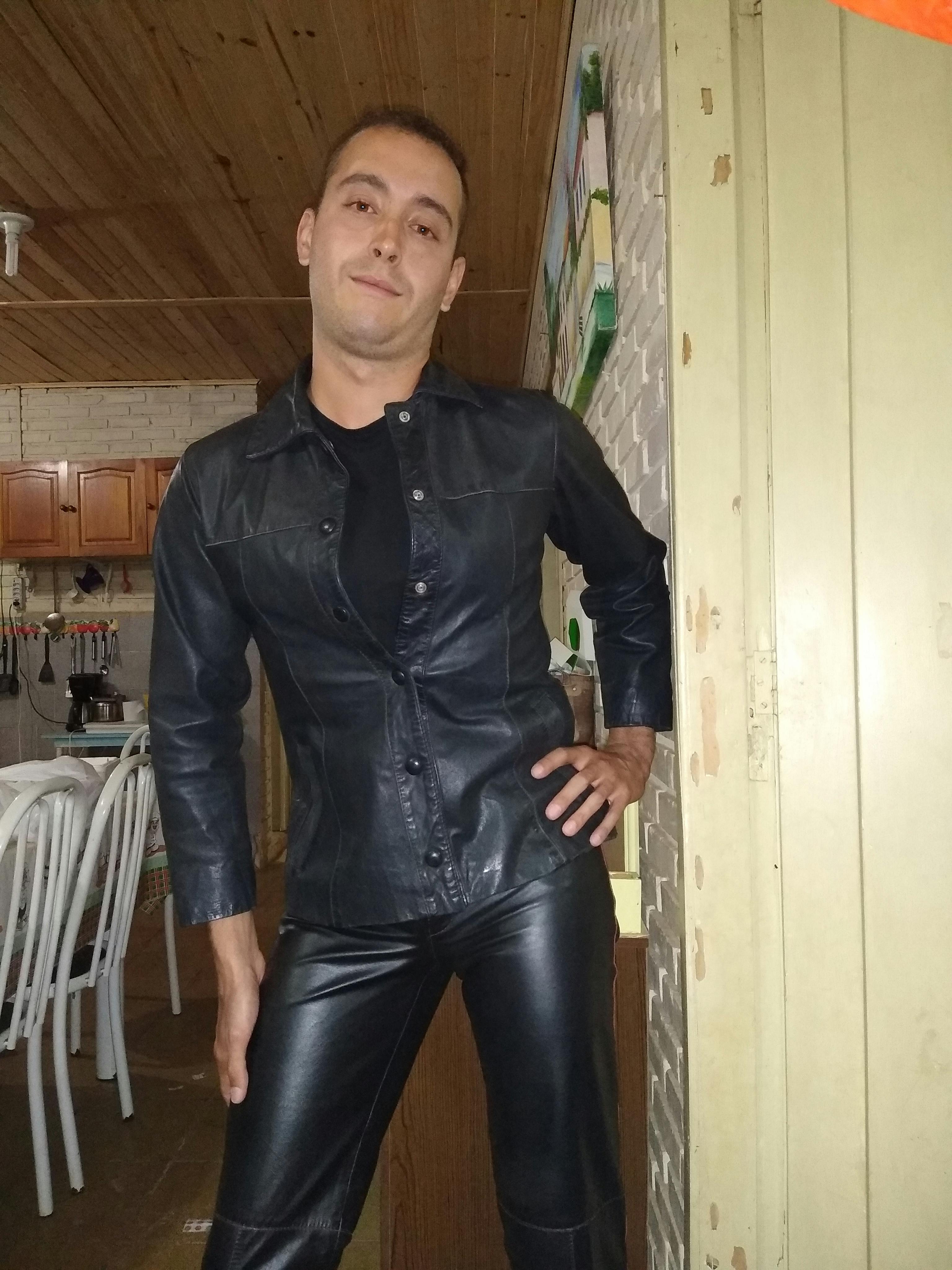 Crossdresser in leather 1 Photos & Videos Collected by Joanne Leather ...