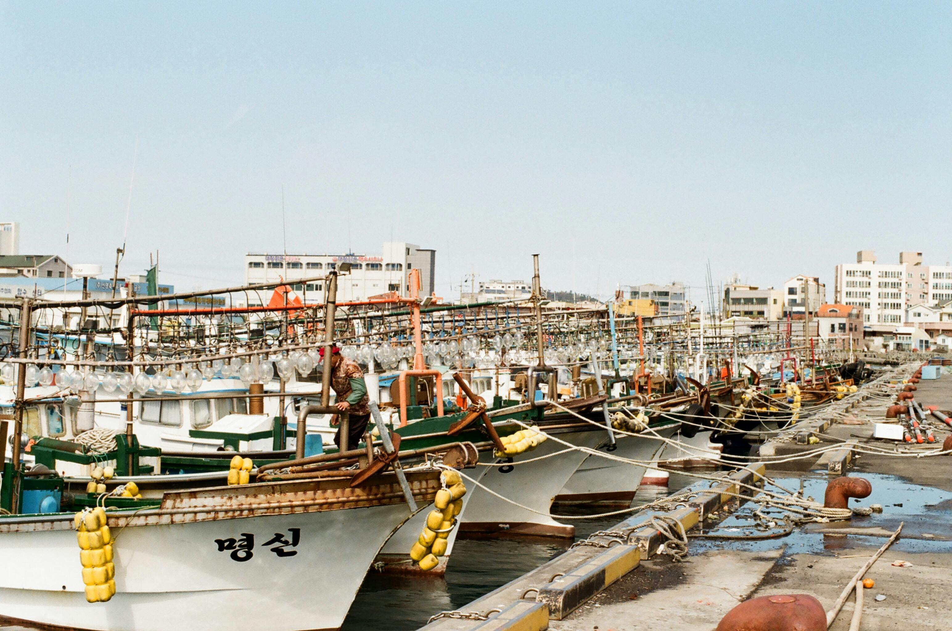 Fisherman Port Photos, Download Free Fisherman Port Stock Photos & HD ...