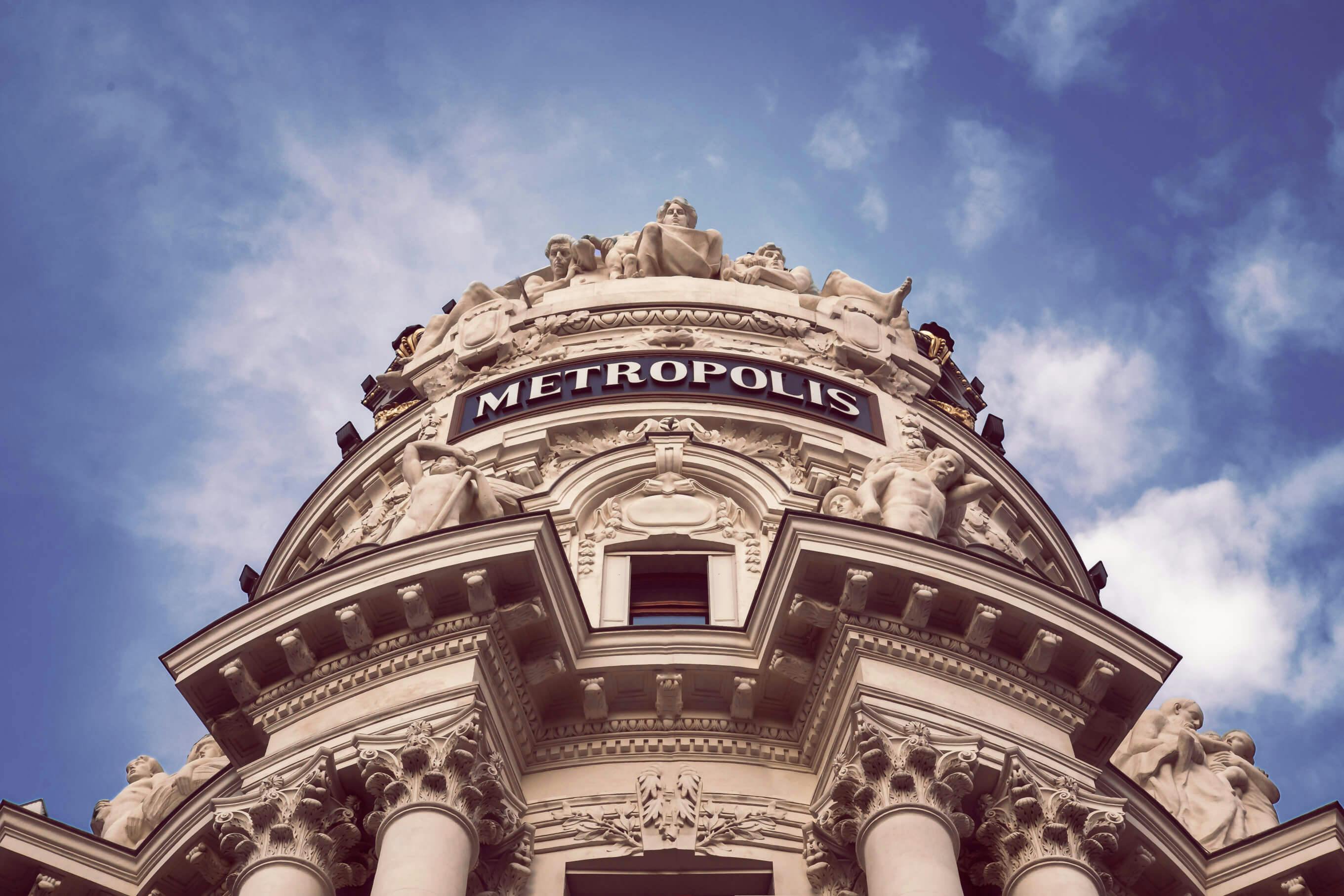 Blue Sky and Clouds over Metropolis Building · Free Stock Photo