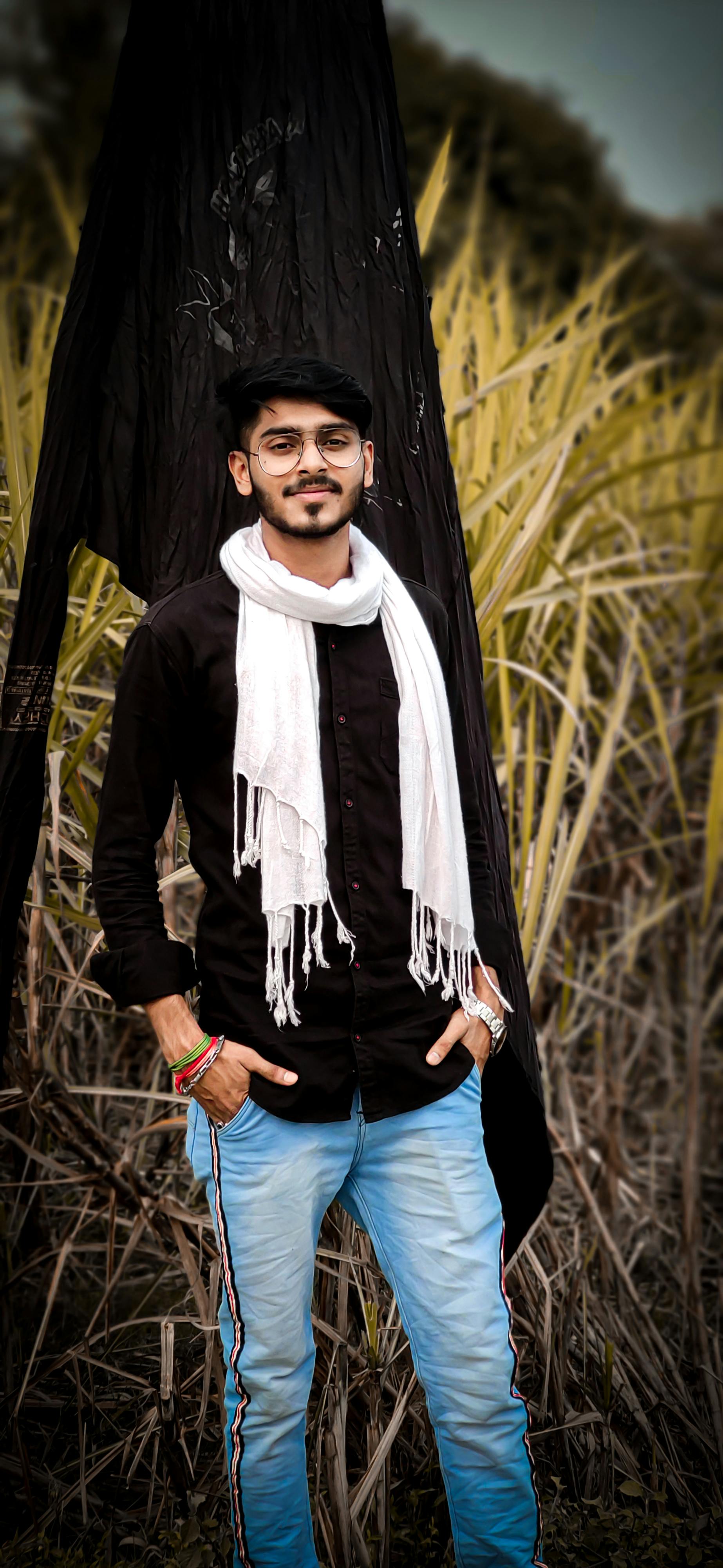 Hasan Abbas 님의 Aman 컬렉션 사진 및 동영상 24개