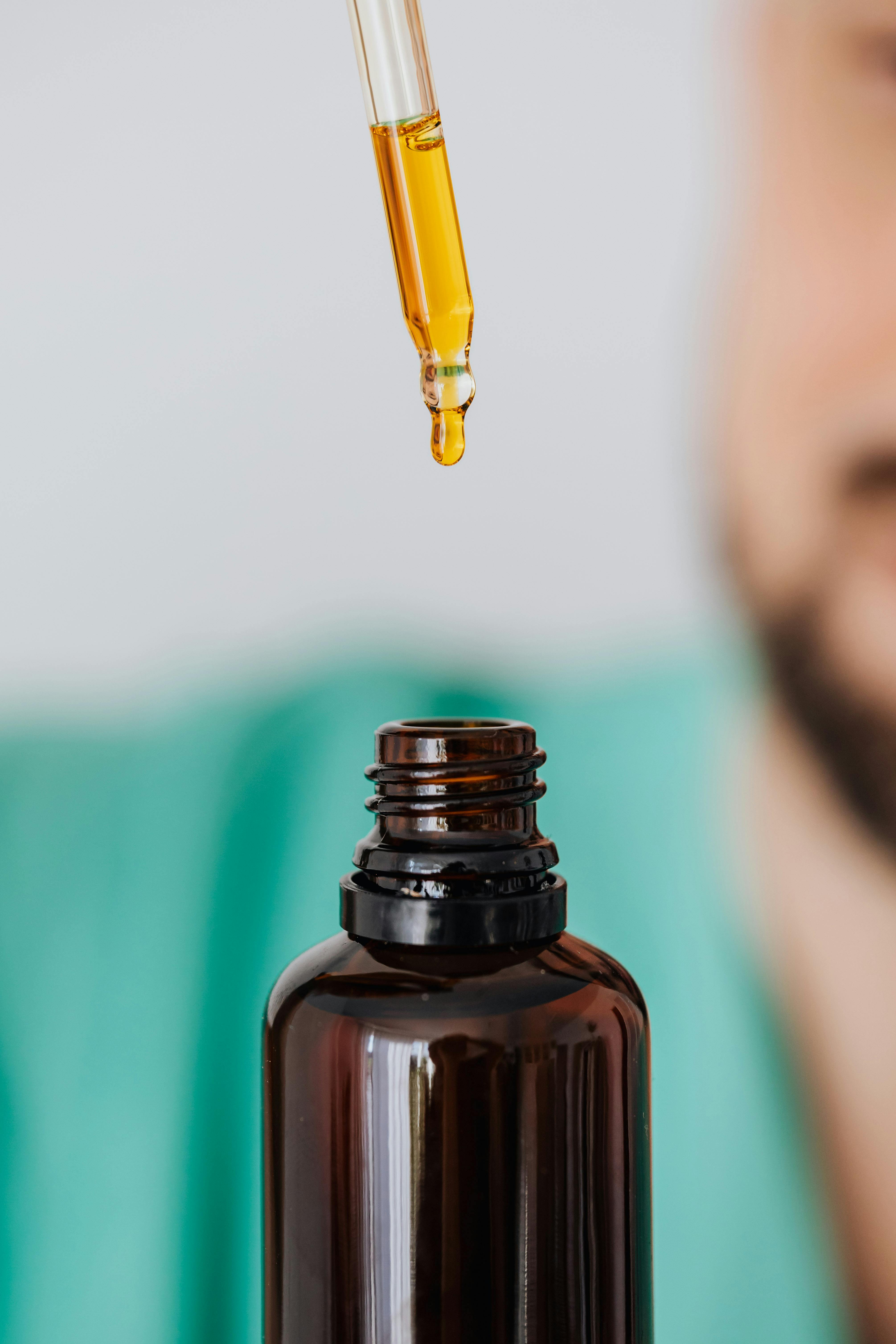 Dropper Bottle Photos, Download The BEST Free Dropper Bottle Stock ...