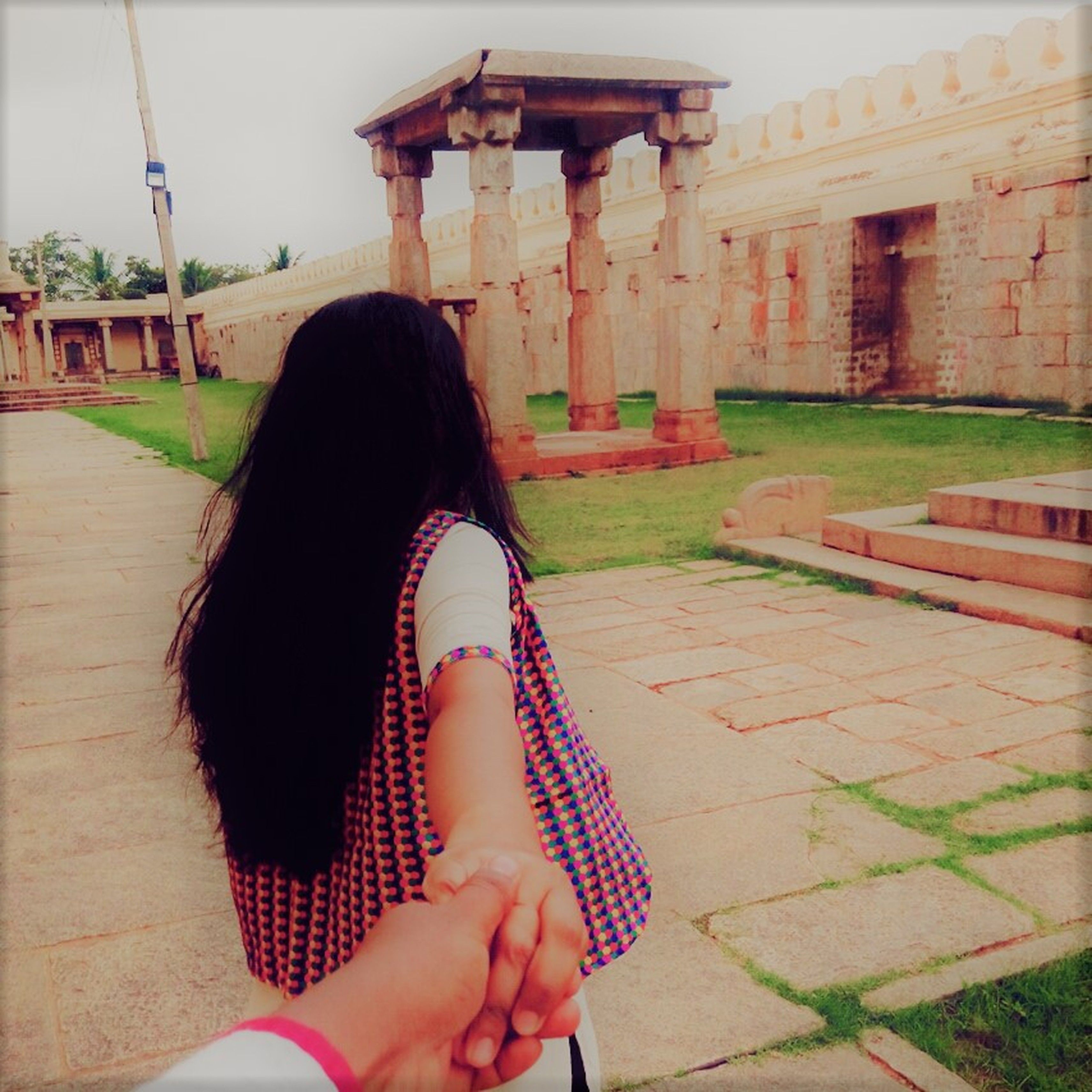 HIDDEN COUPLE - 摄影