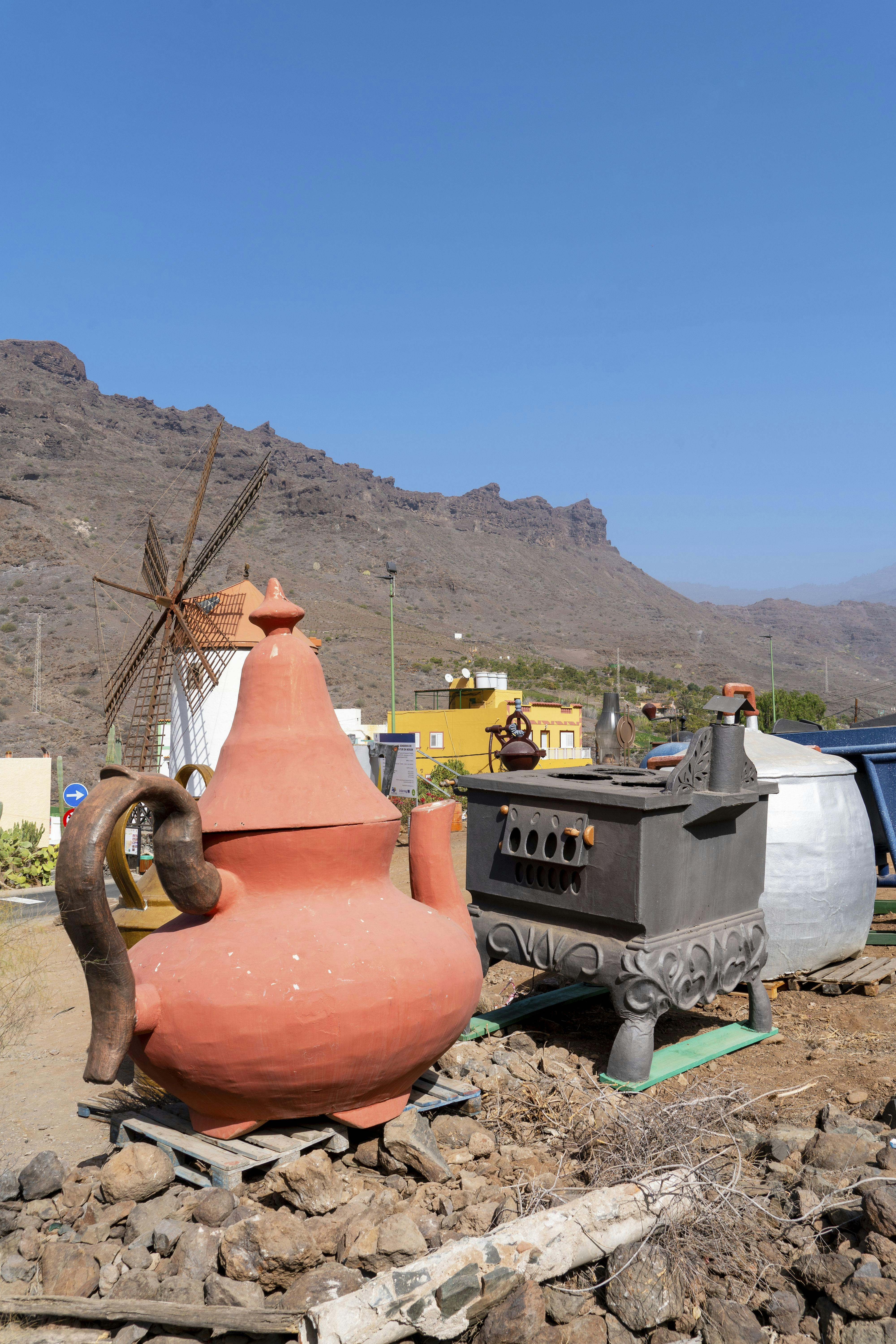 Creative exhibition of vintage big kitchenware in countryside · Free ...