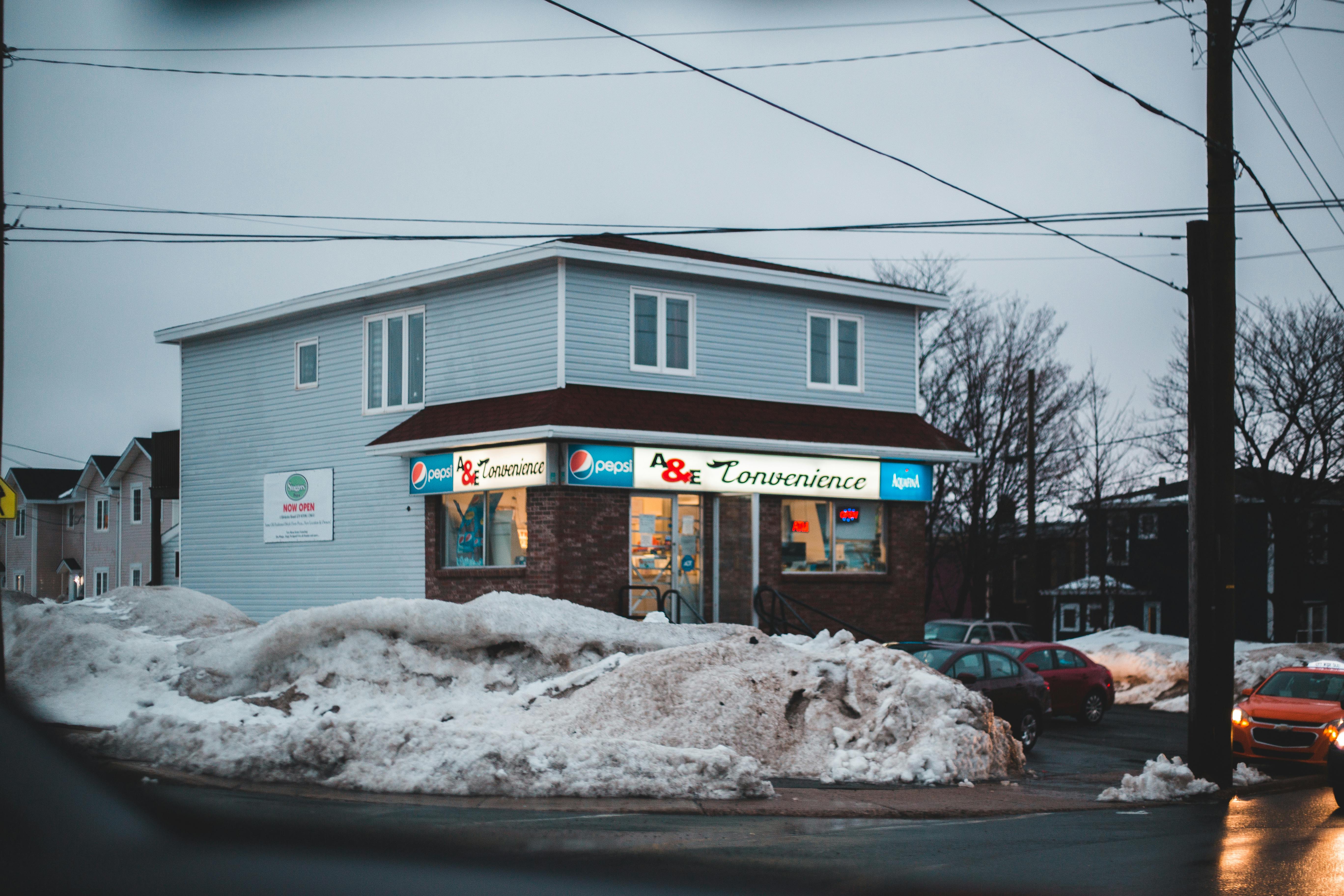 Convenience Store · Free Stock Photo