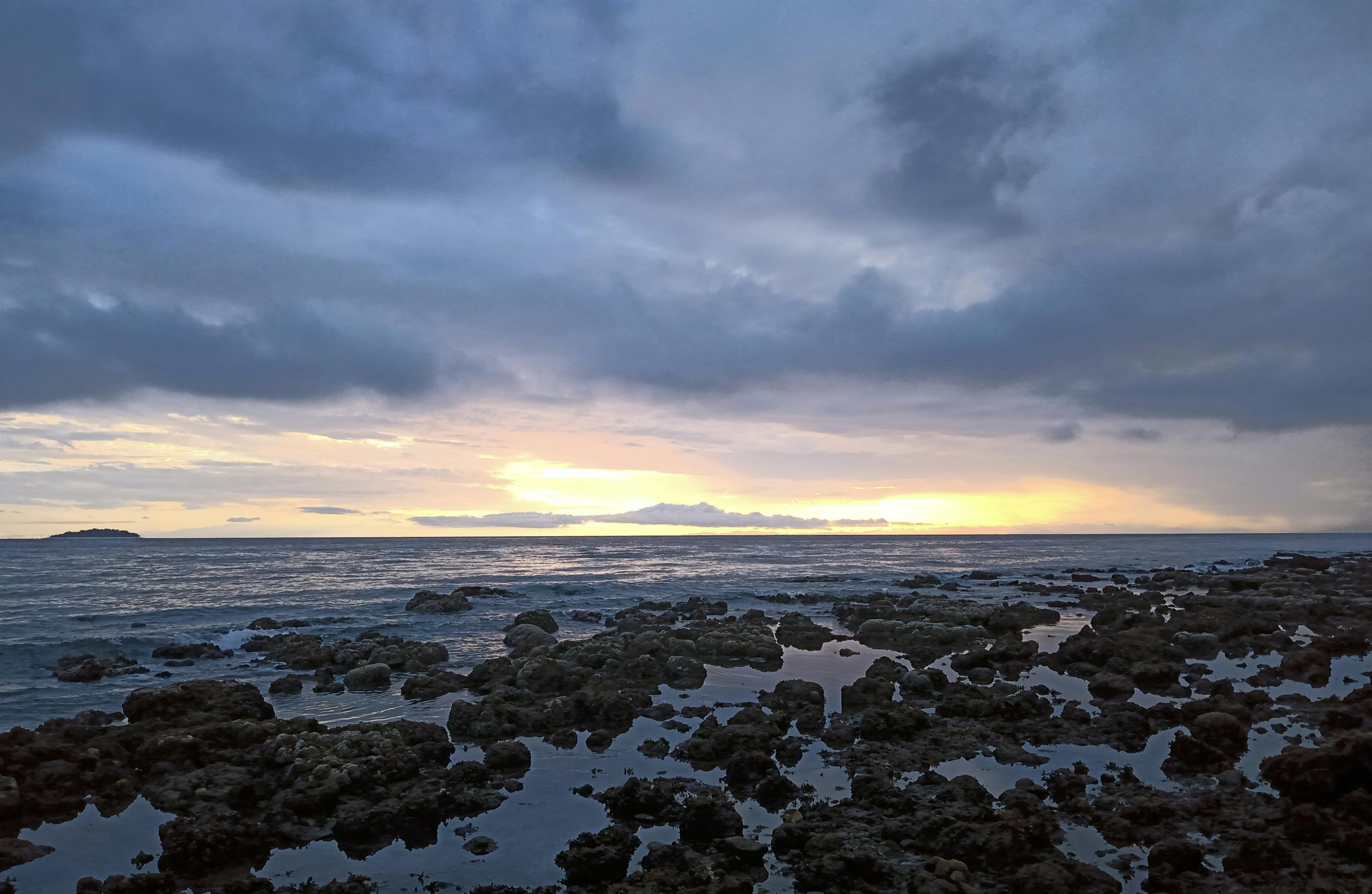 Rock Formation by Water · Free Stock Photo