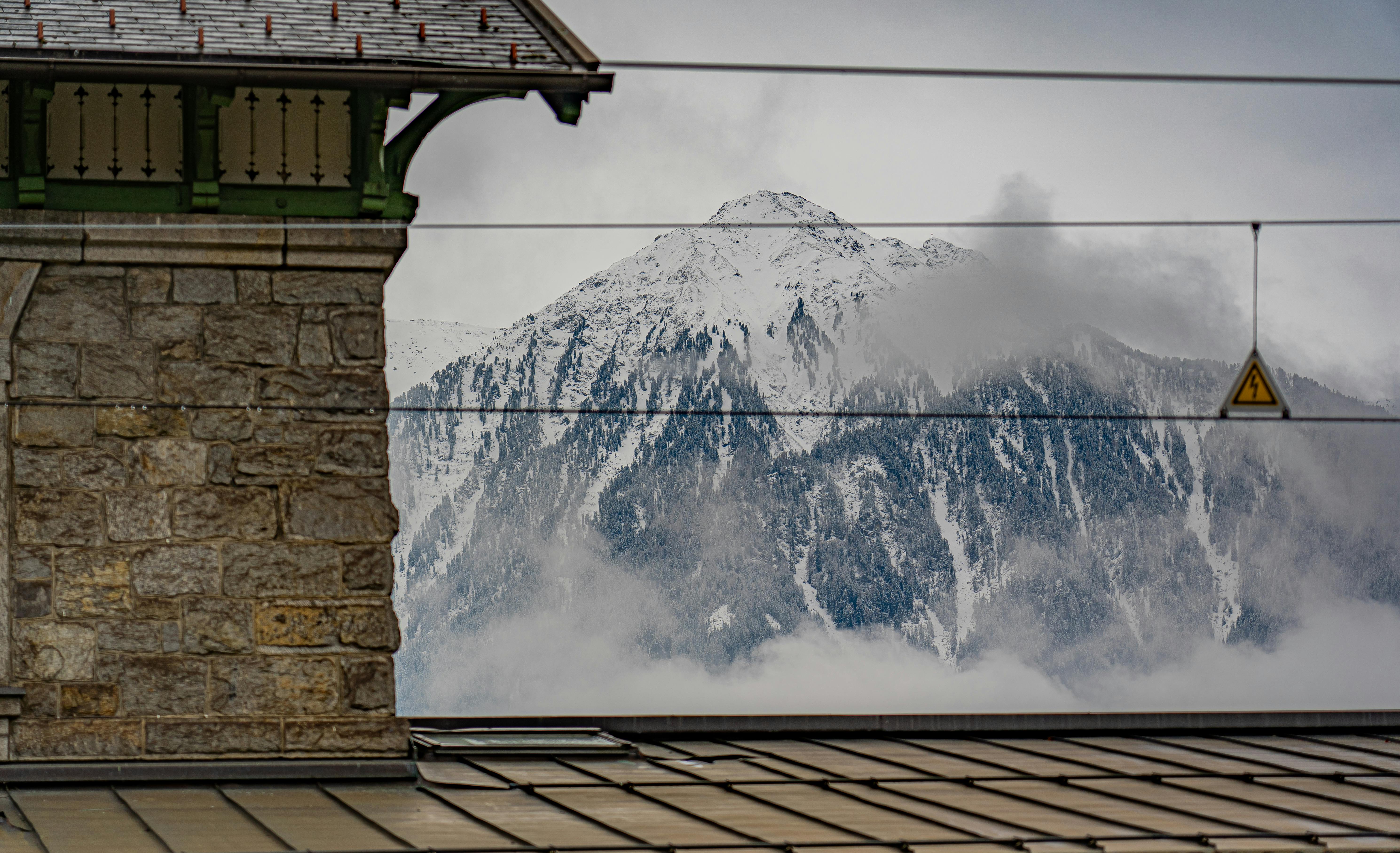 Snow Rooftop Photos, Download The BEST Free Snow Rooftop Stock Photos ...