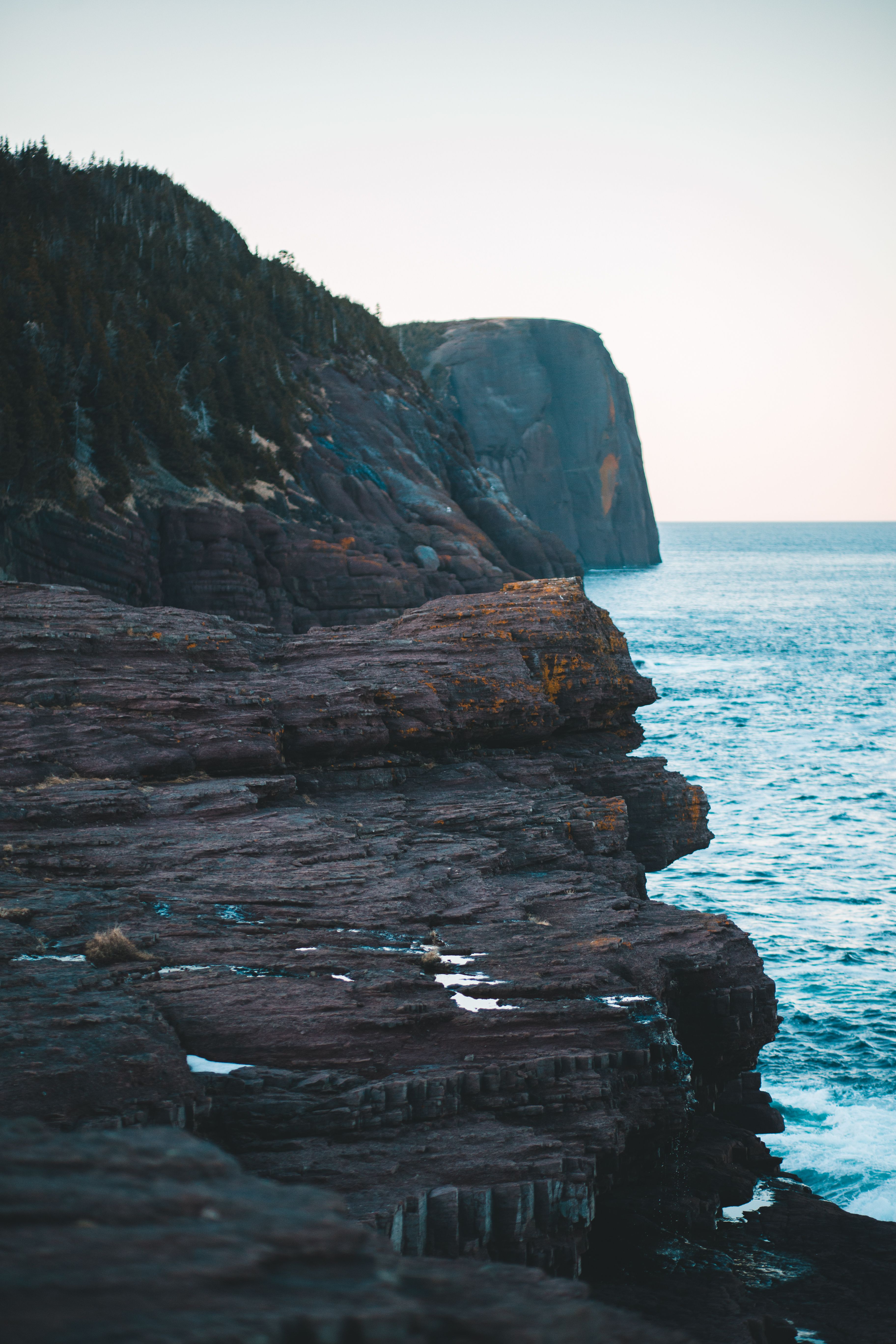 Cliff Edge Dusk Photos, Download The BEST Free Cliff Edge Dusk Stock ...