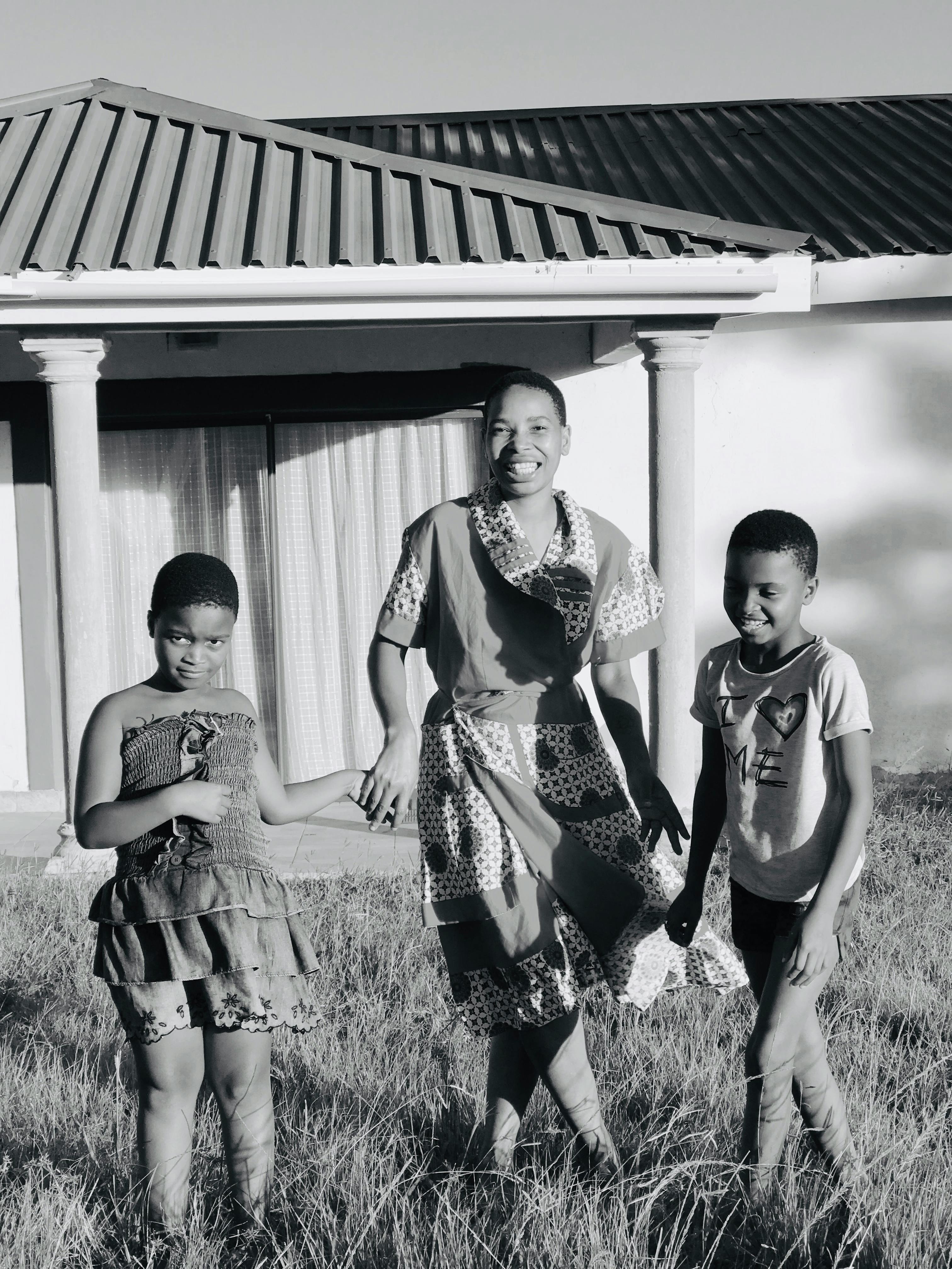 African Mother Rural Photos, Download The BEST Free African Mother ...