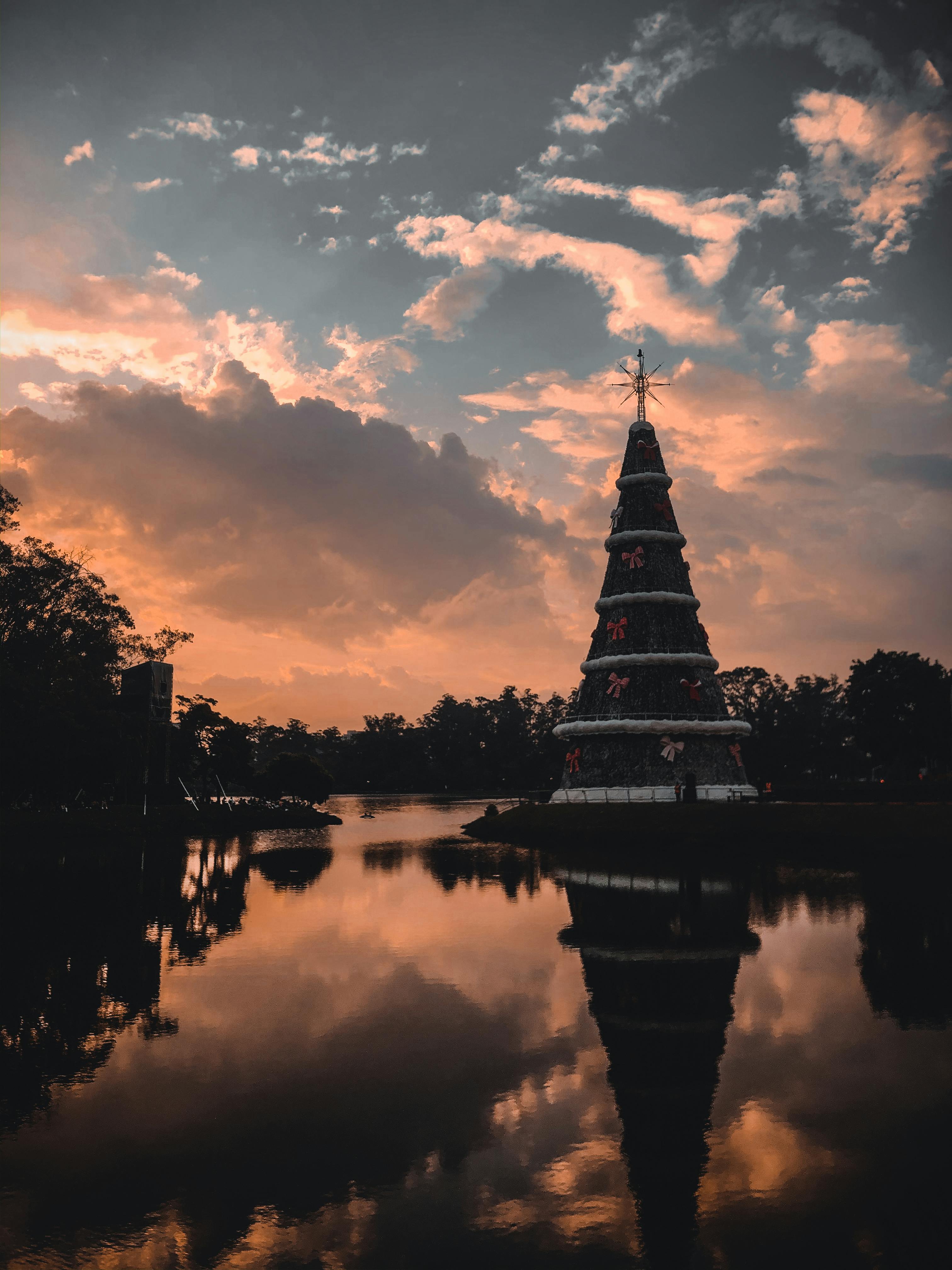 Steamy Window with a View on a Street · Free Stock Photo