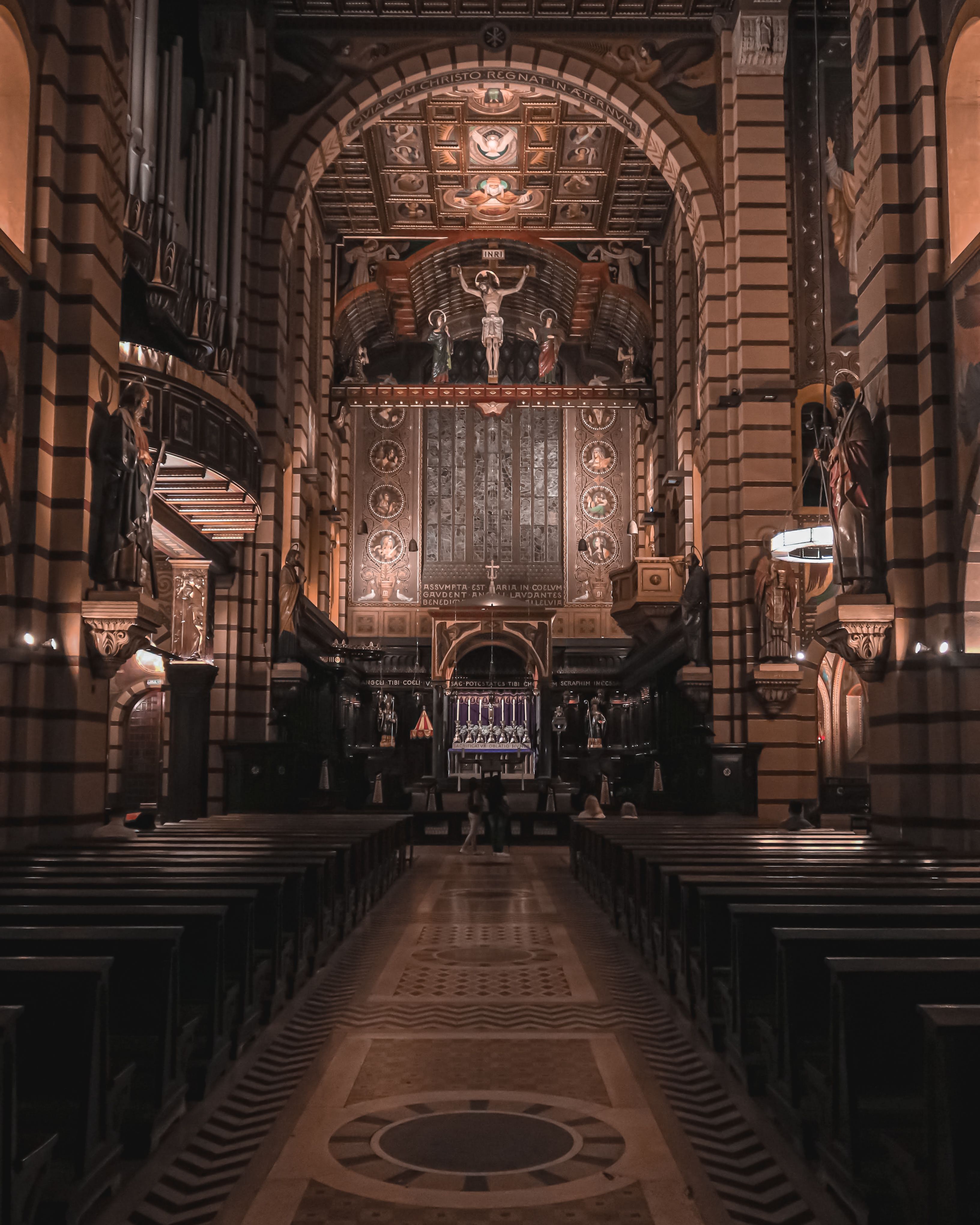 Photo gratuite de à l'intérieur, abbaye, allée