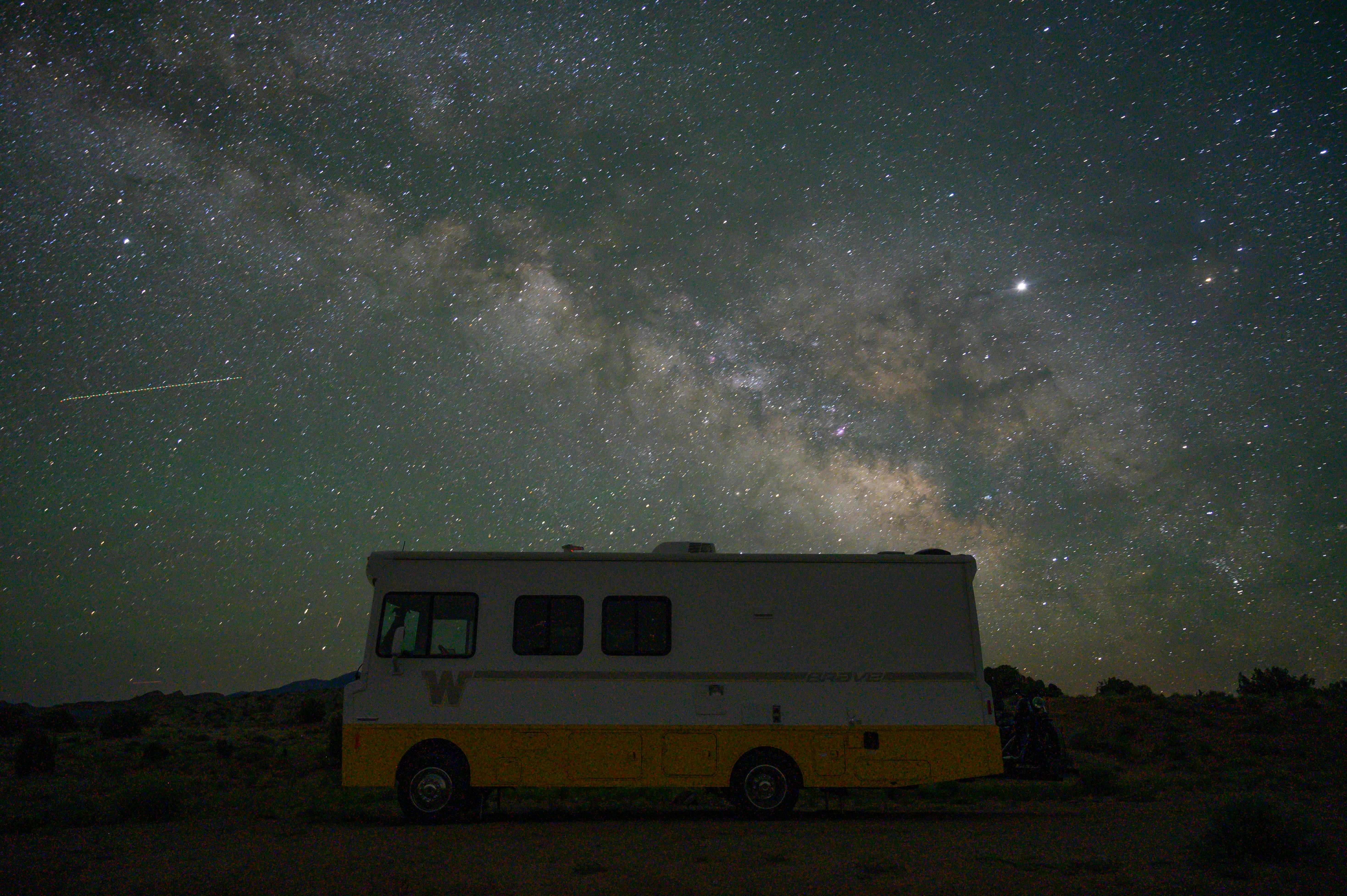 White and Yellow Rv Under Starry Night · Free Stock Photo