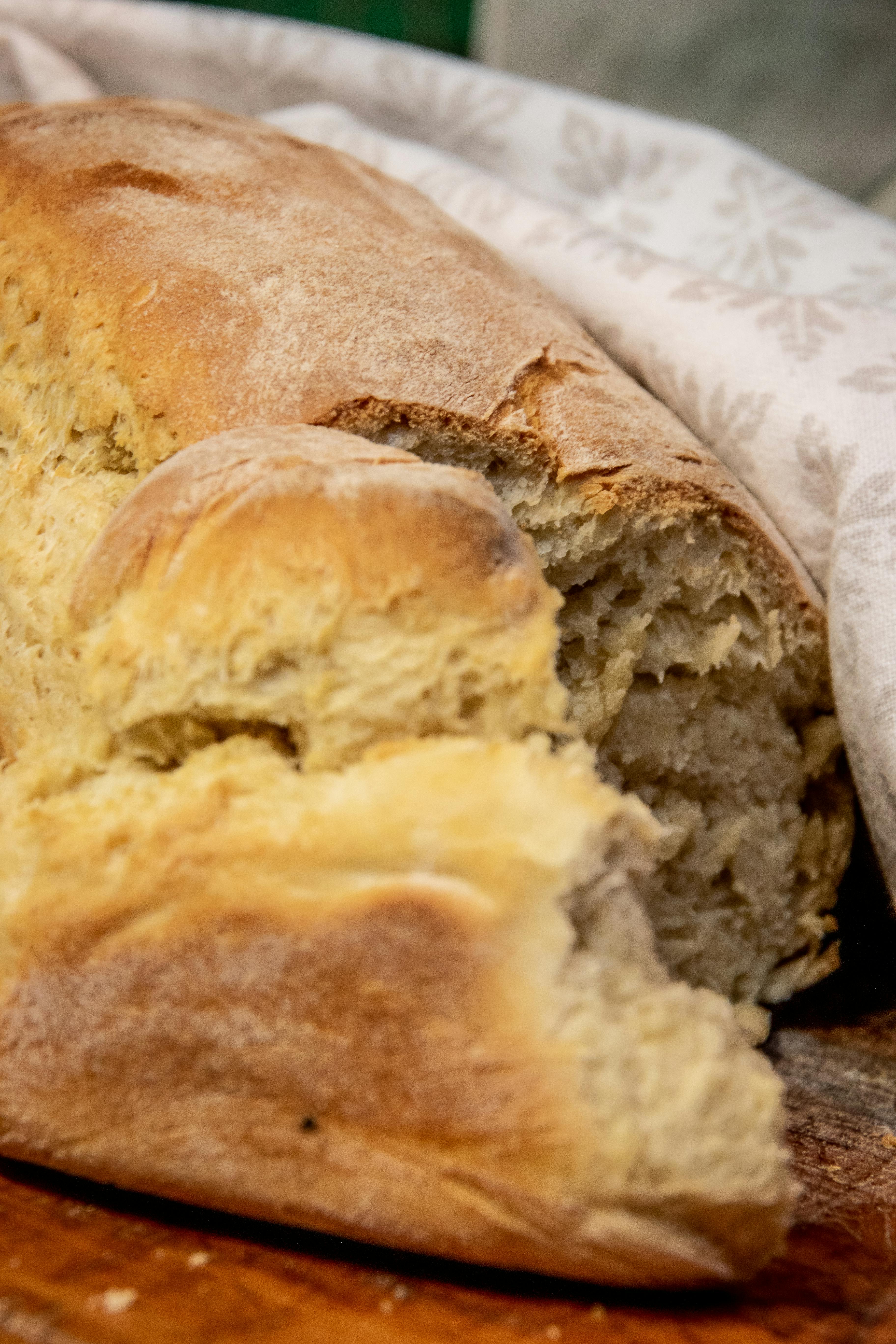 Close Up Photo of Bread · Free Stock Photo