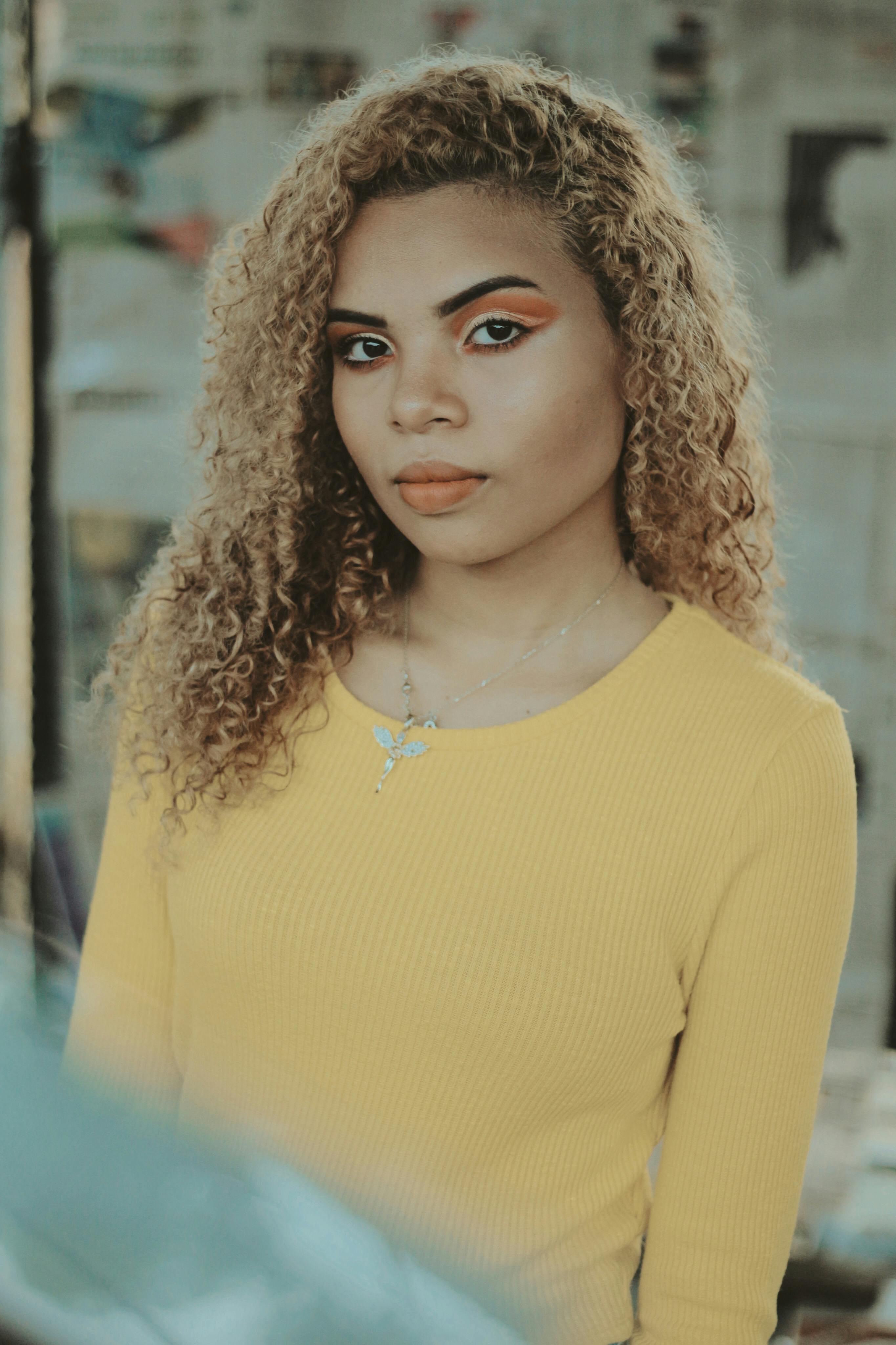 Yellow Background Fitness Photos, Download The BEST Free Yellow ...