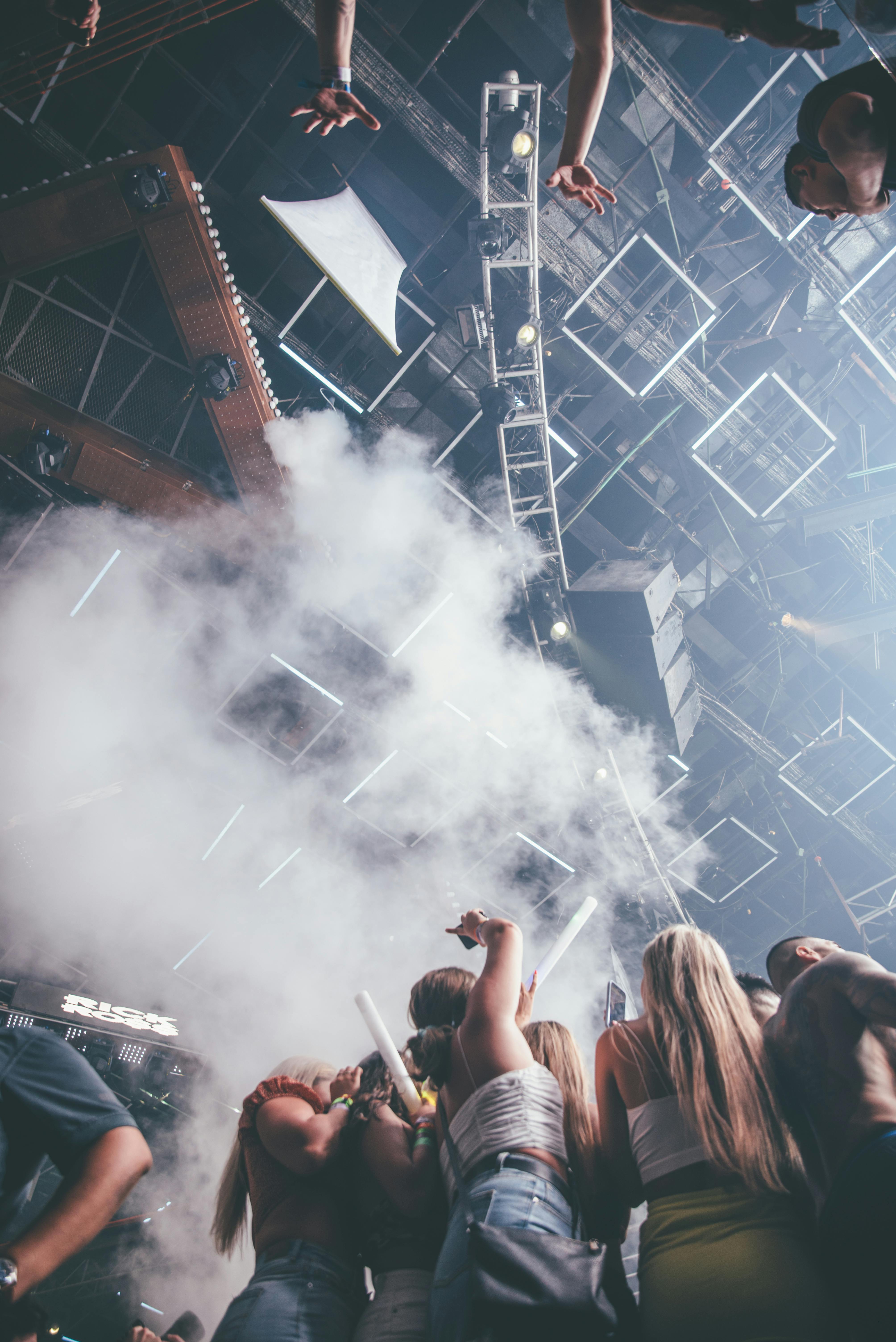 People Dancing in the Club · Free Stock Photo