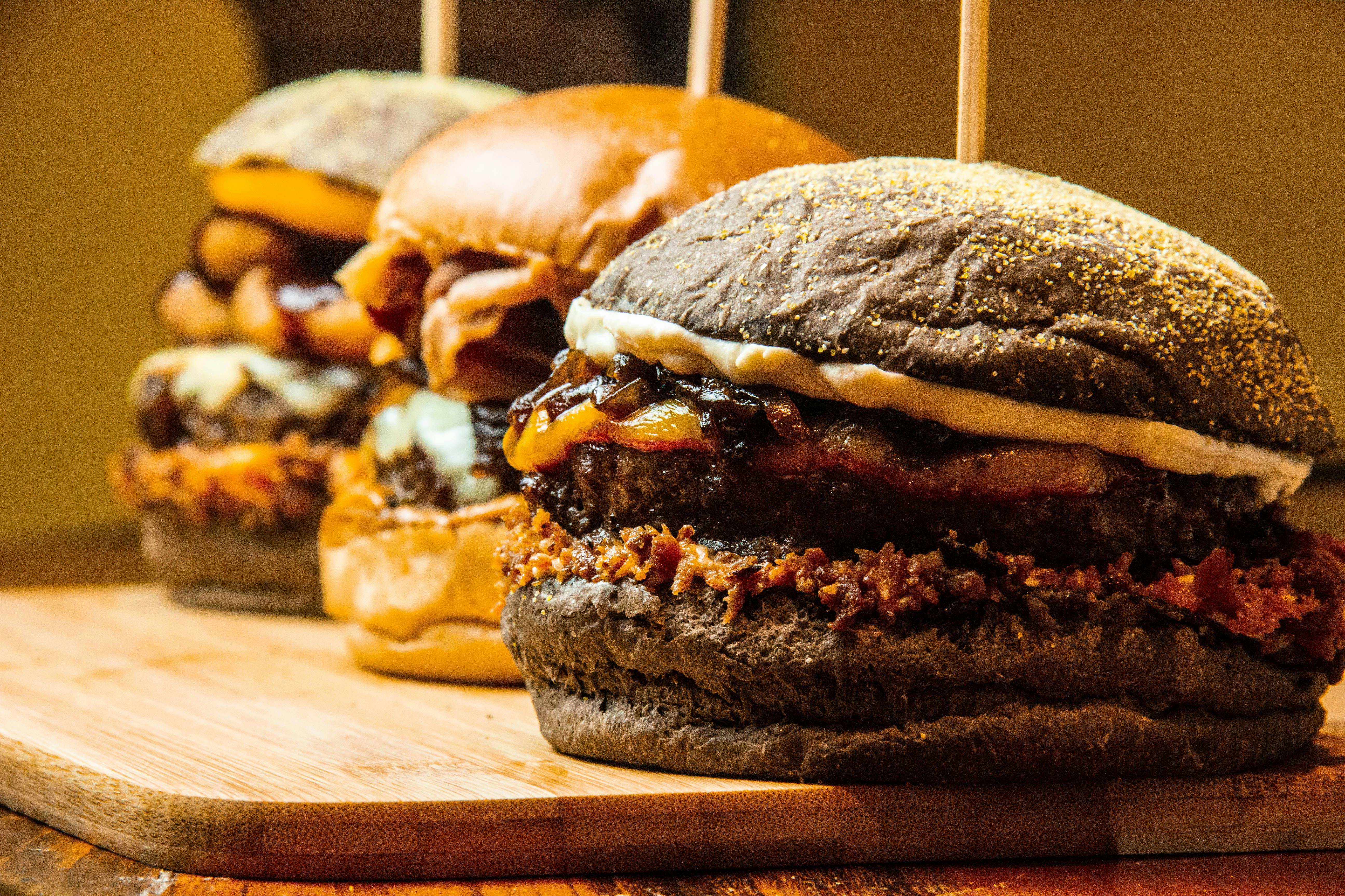 Fancy Burger Photos, Download The BEST Free Fancy Burger Stock Photos ...