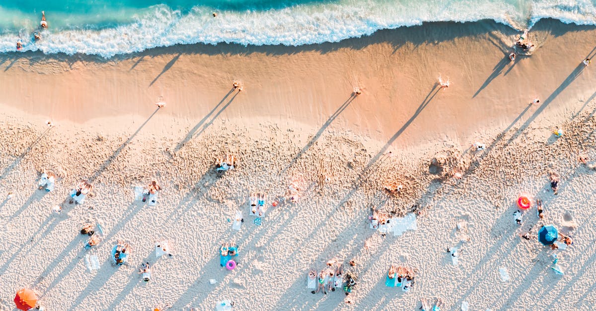 People On Beach Free Stock Photo people-on-beach-free-stock-photo