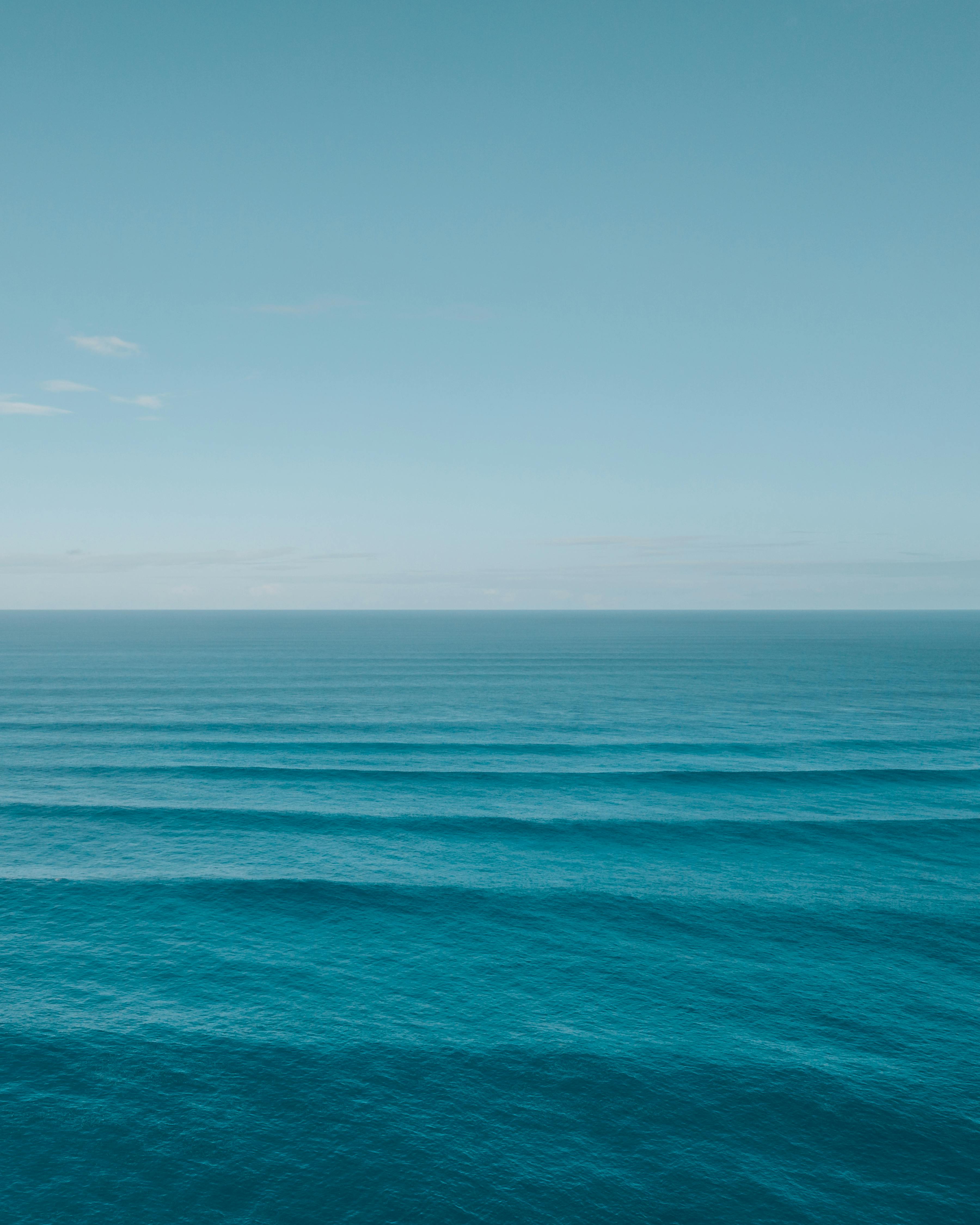 Calm Water in the Ocean · Free Stock Photo