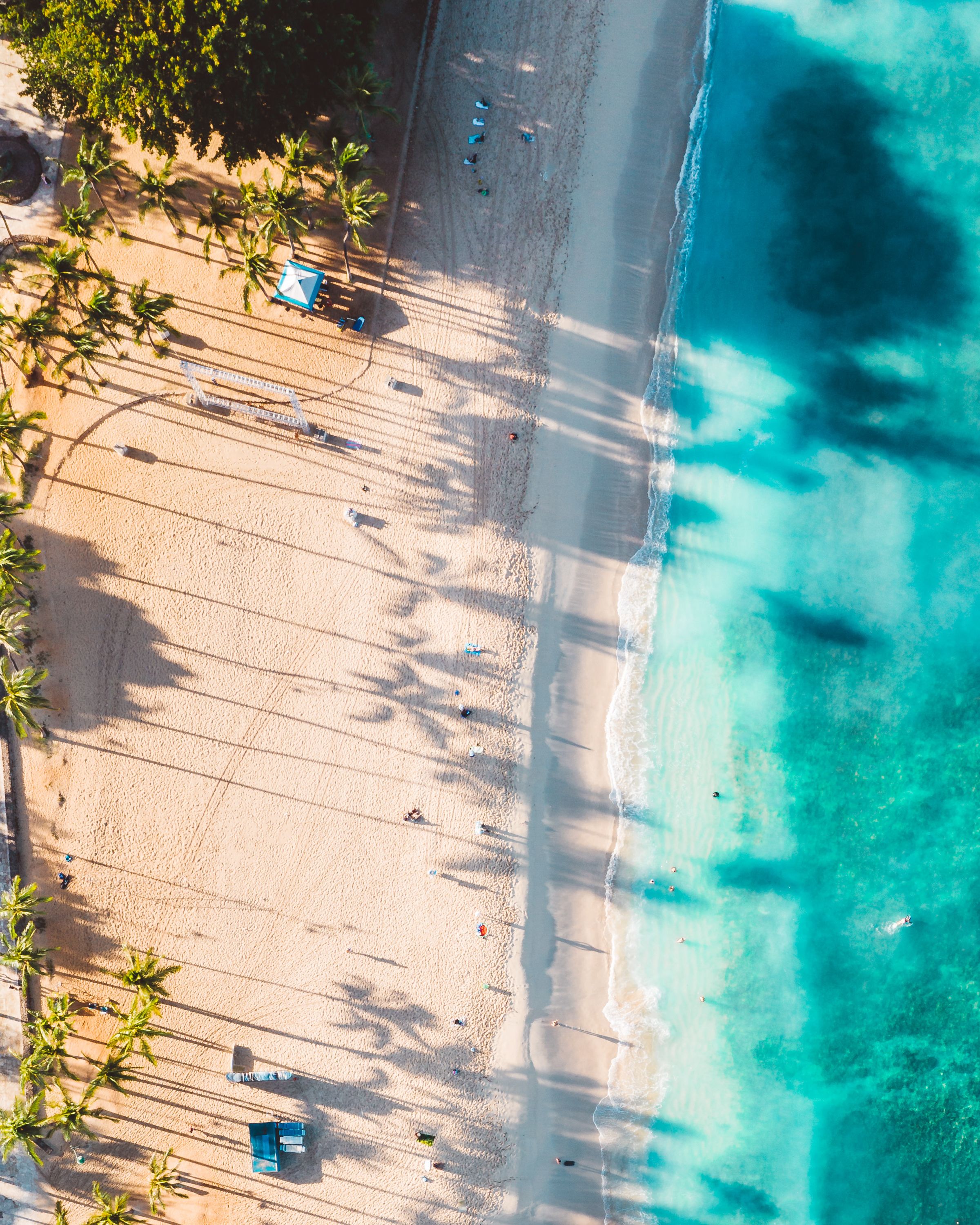 Blue Water and White Sand · Free Stock Photo